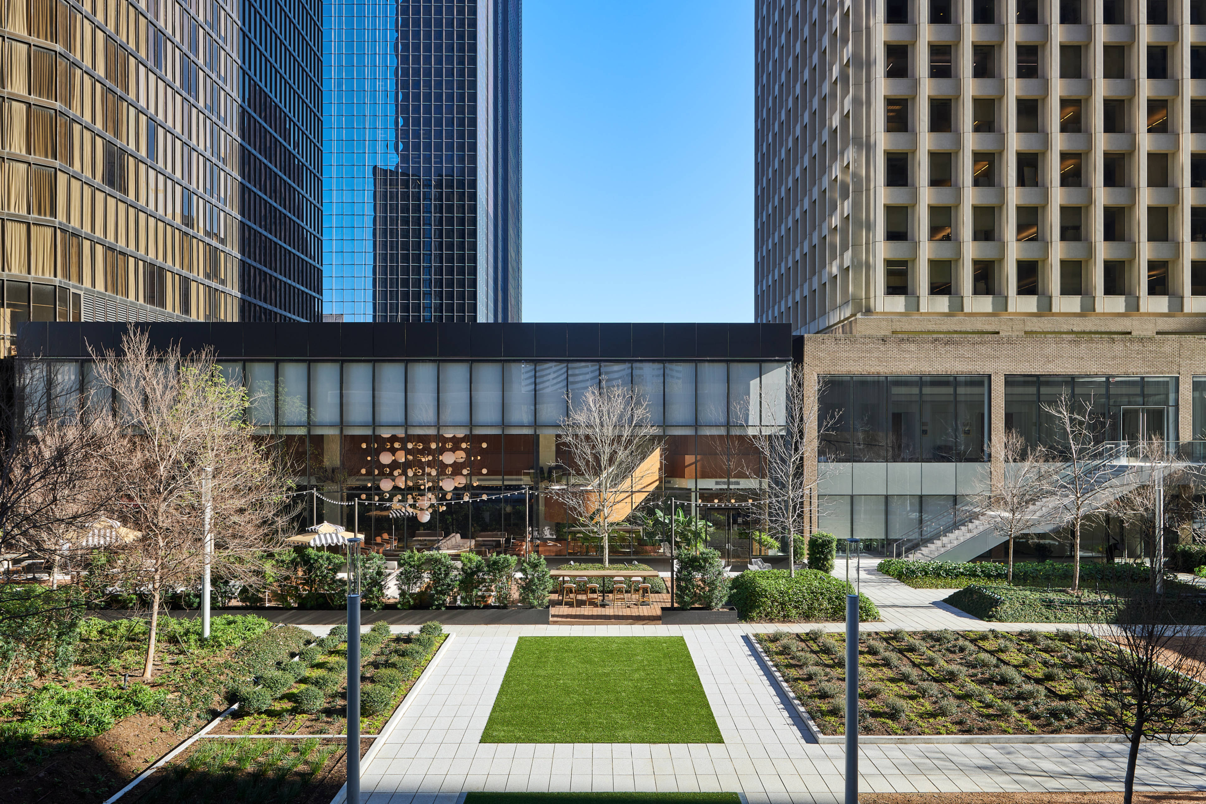 Three Allen Center, 333 Clay St | JLL Properties - US
