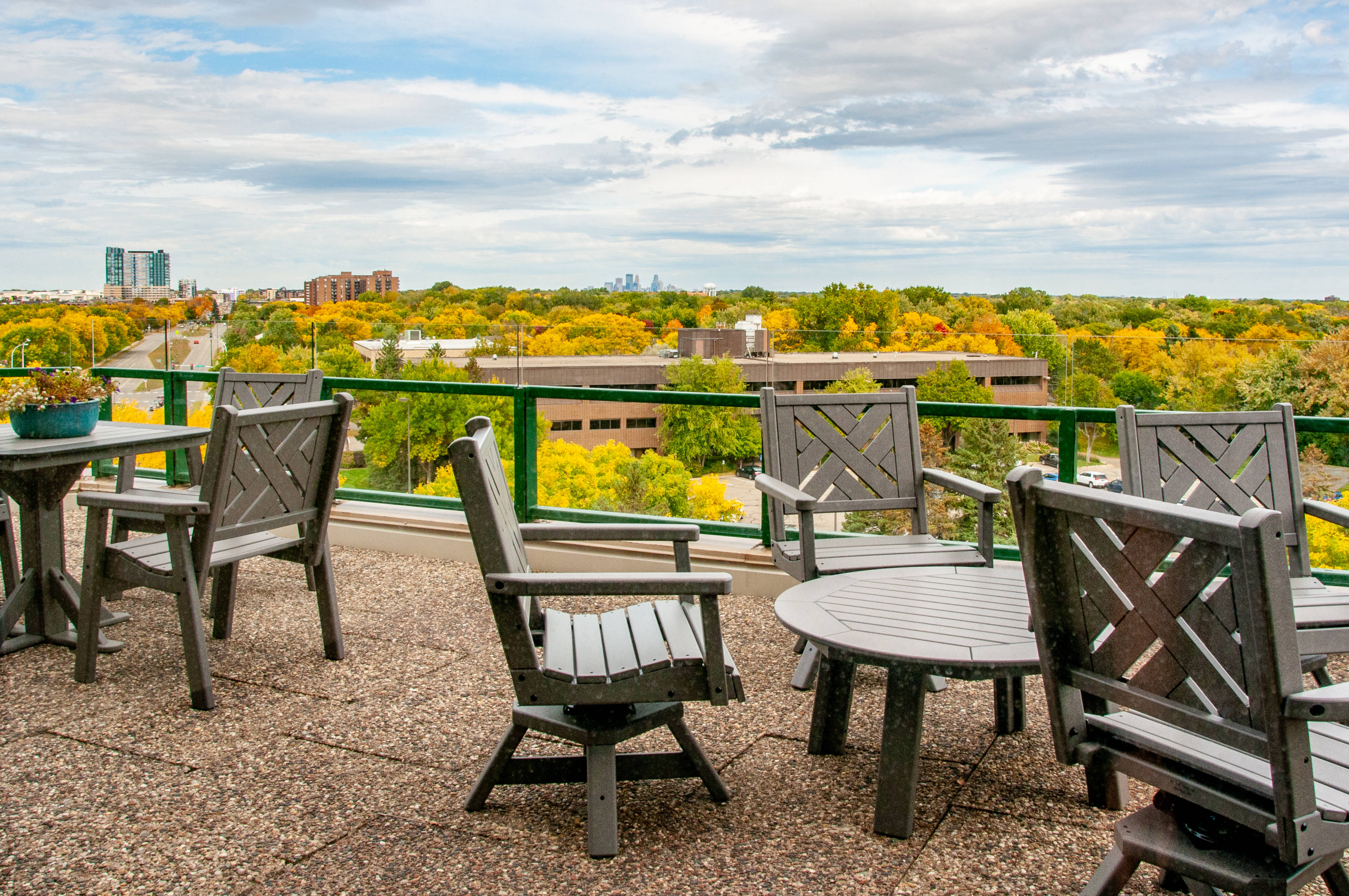 Edinborough Corporate Center, 3300 Edinborough Way | JLL Properties - US