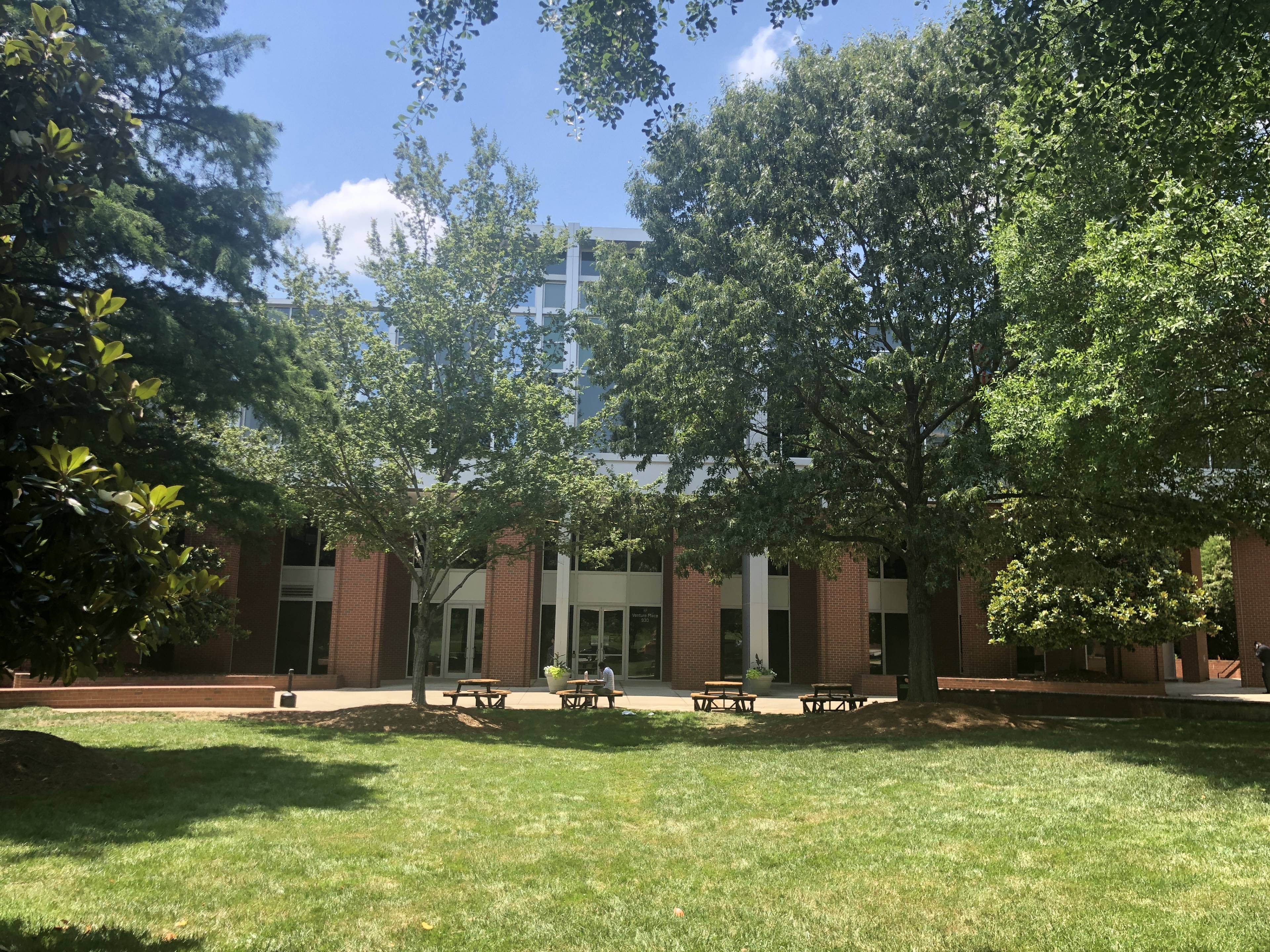 Venture Place, 930 Main Campus Dr | JLL Properties - US