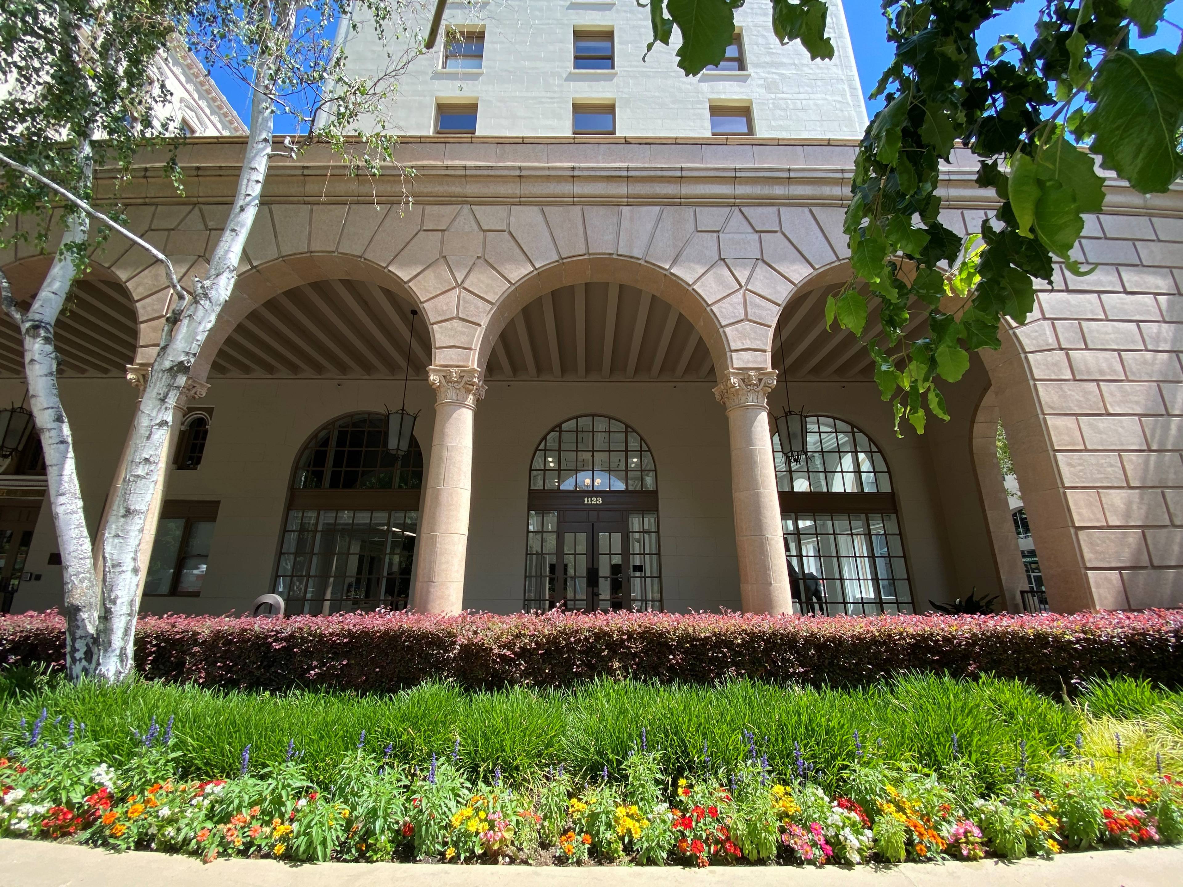The Senator Office Building, 1121-1123 L St | JLL Properties - US