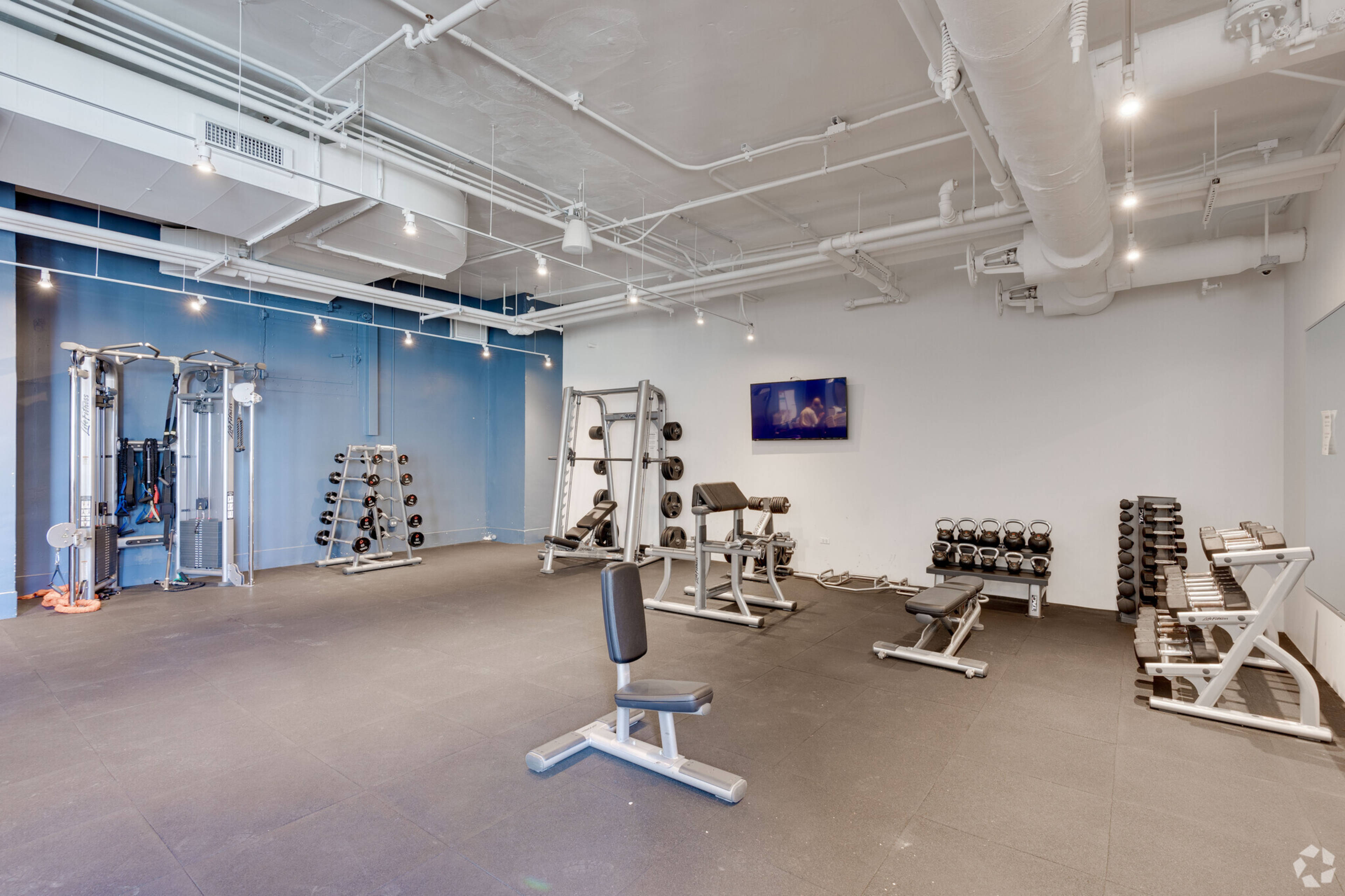 The National, 125 S Clark St | JLL Properties - US