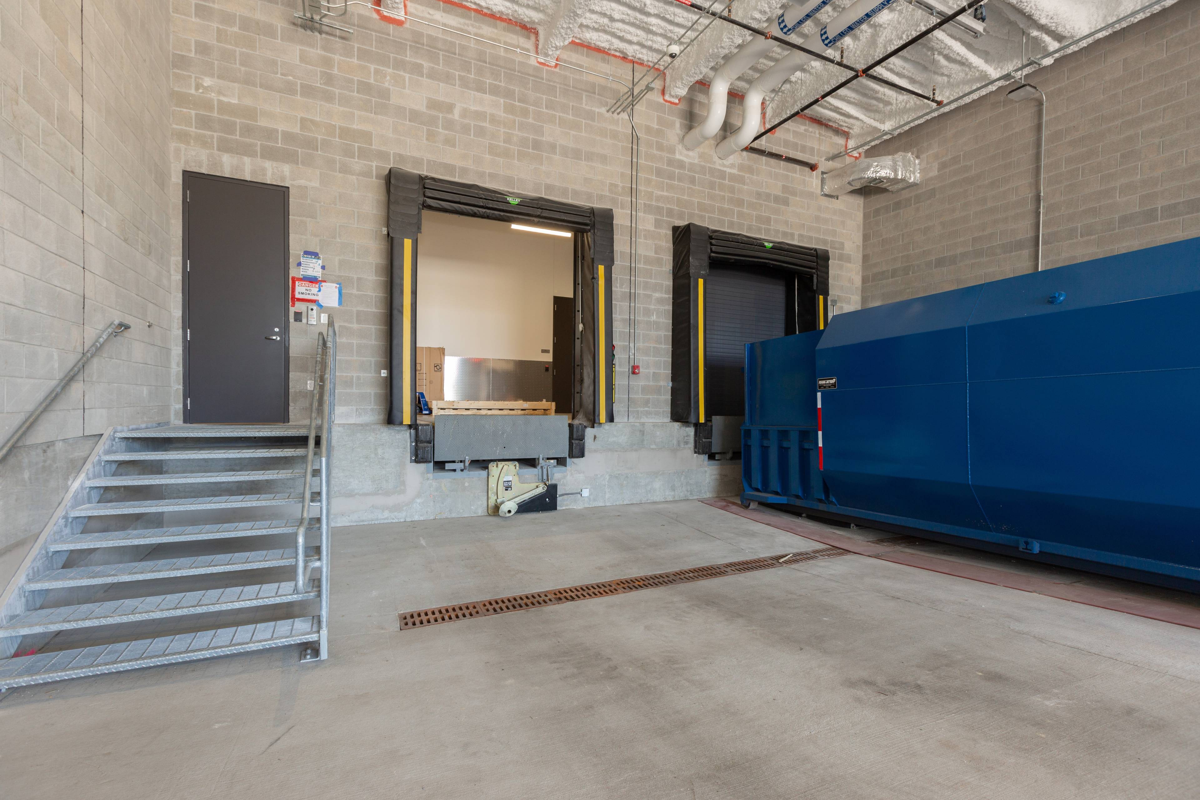 Coresite Data Center, 1432 S Clinton St | JLL Properties - US