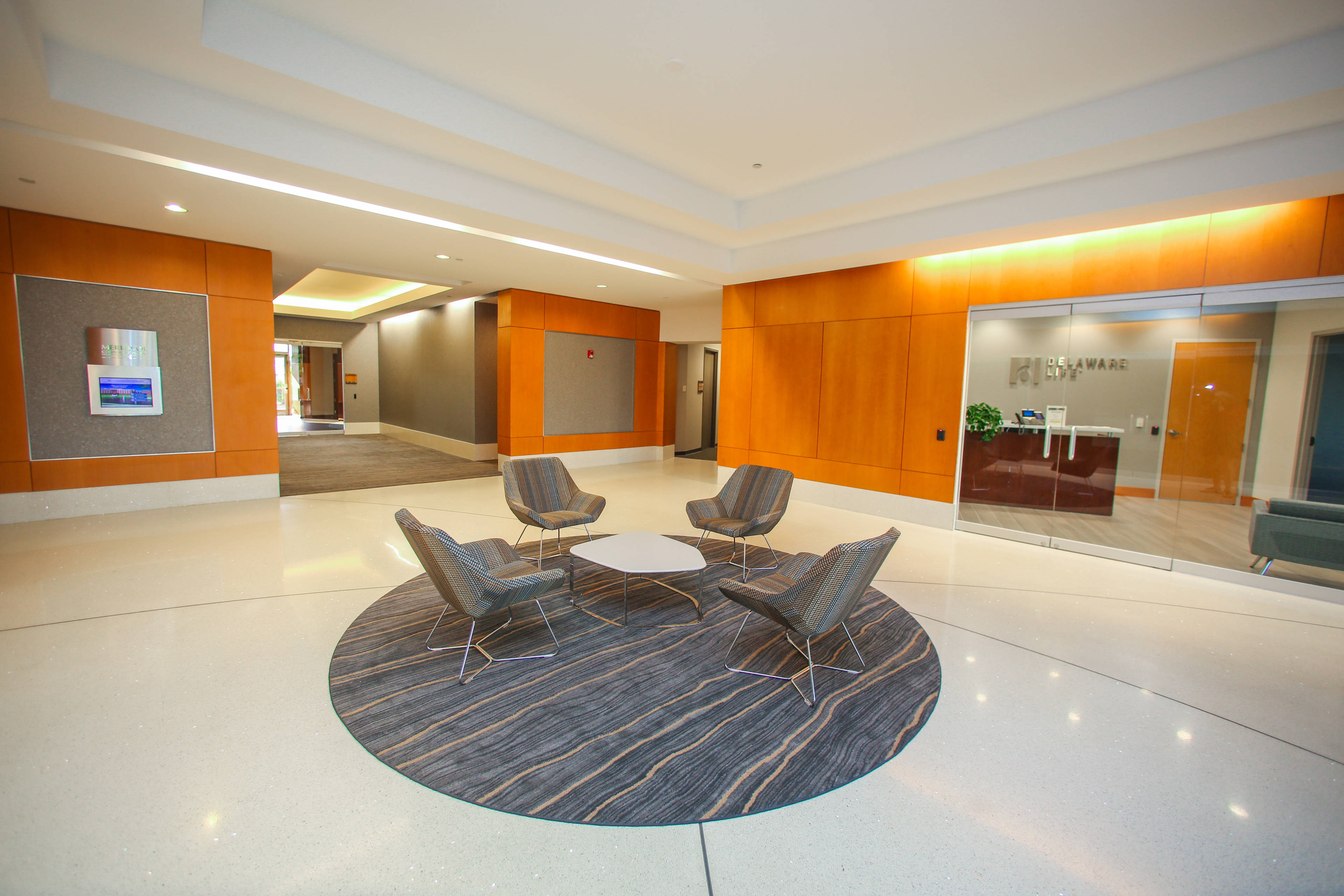 301 Penn on Parkway, 301 Pennsylvania Pkwy | JLL Properties - US