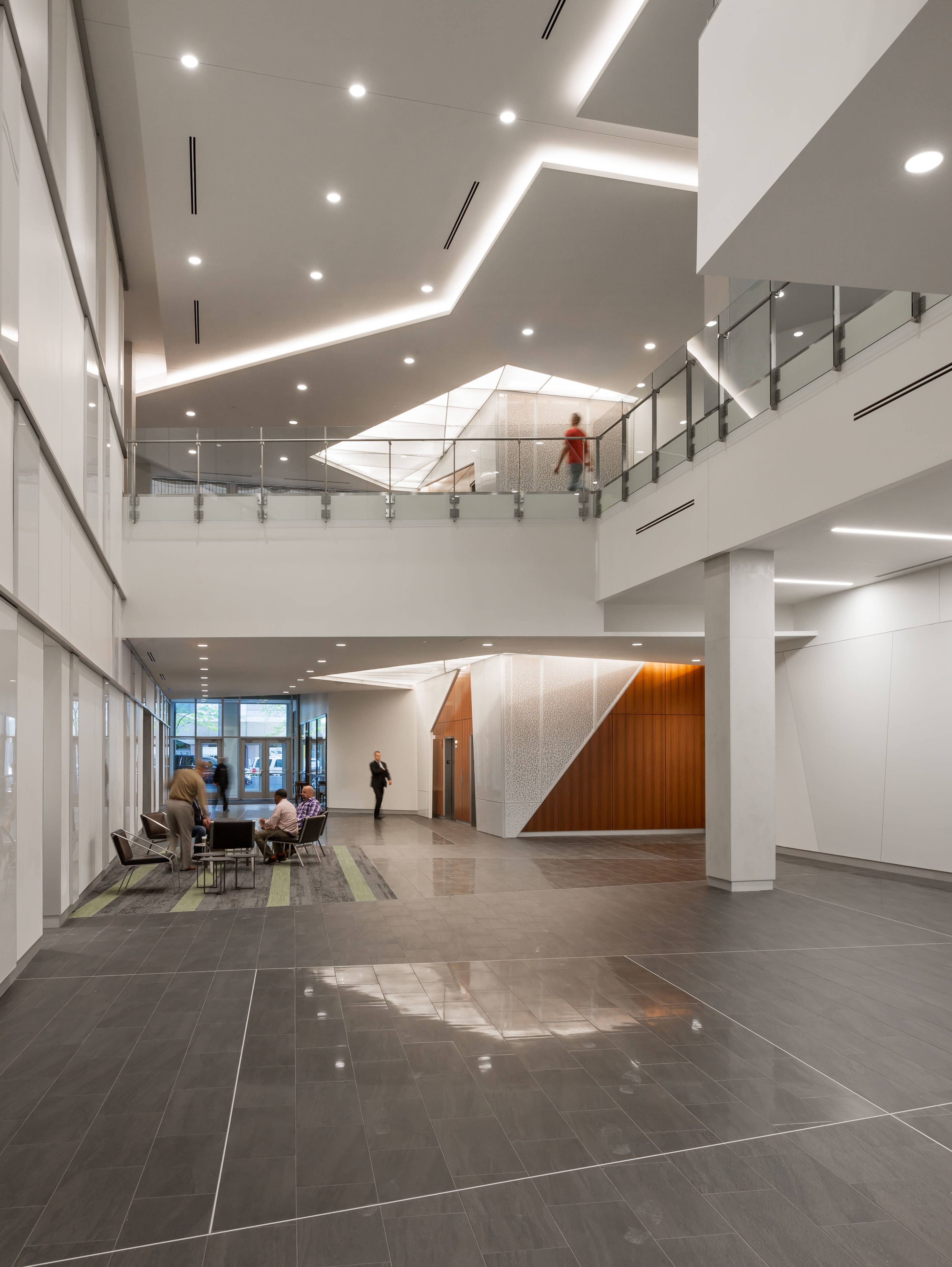 Mayo Clinic Square, 600 Hennepin Ave | JLL Properties - US Mayo Clinic Square, 600 Hennepin Ave | JLL Properties - US