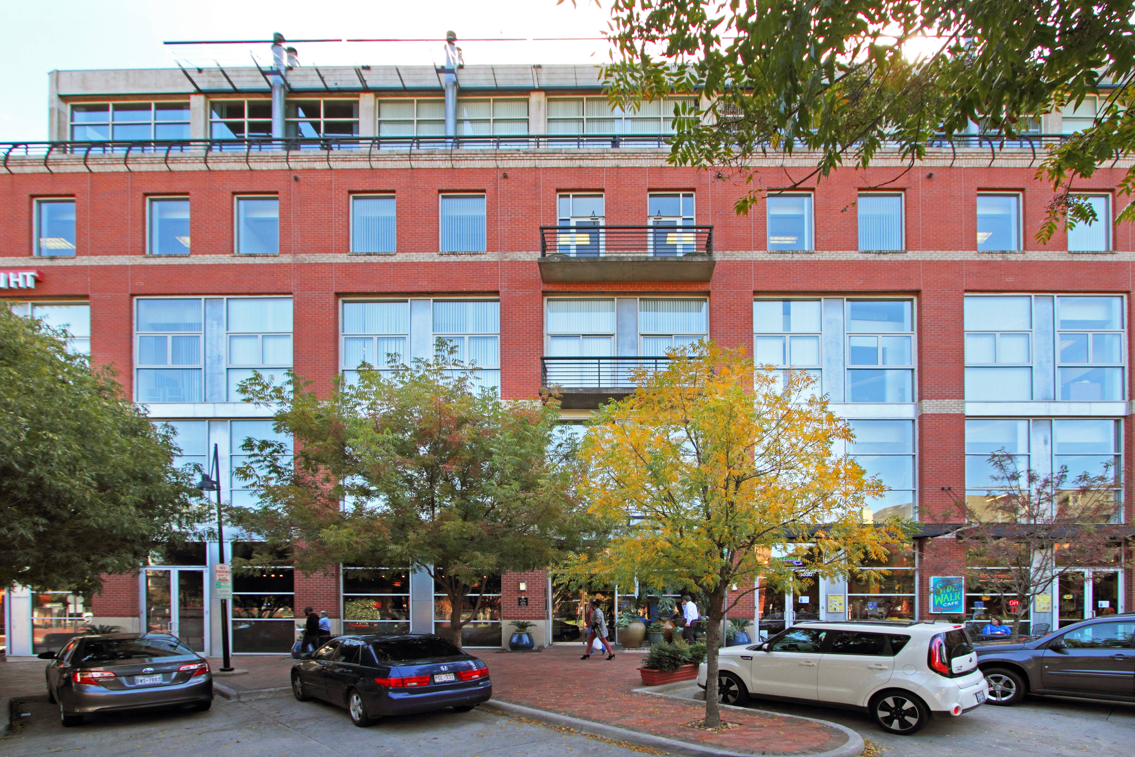 Post Addison Circle, 5040 Addison Cir | JLL Properties - US