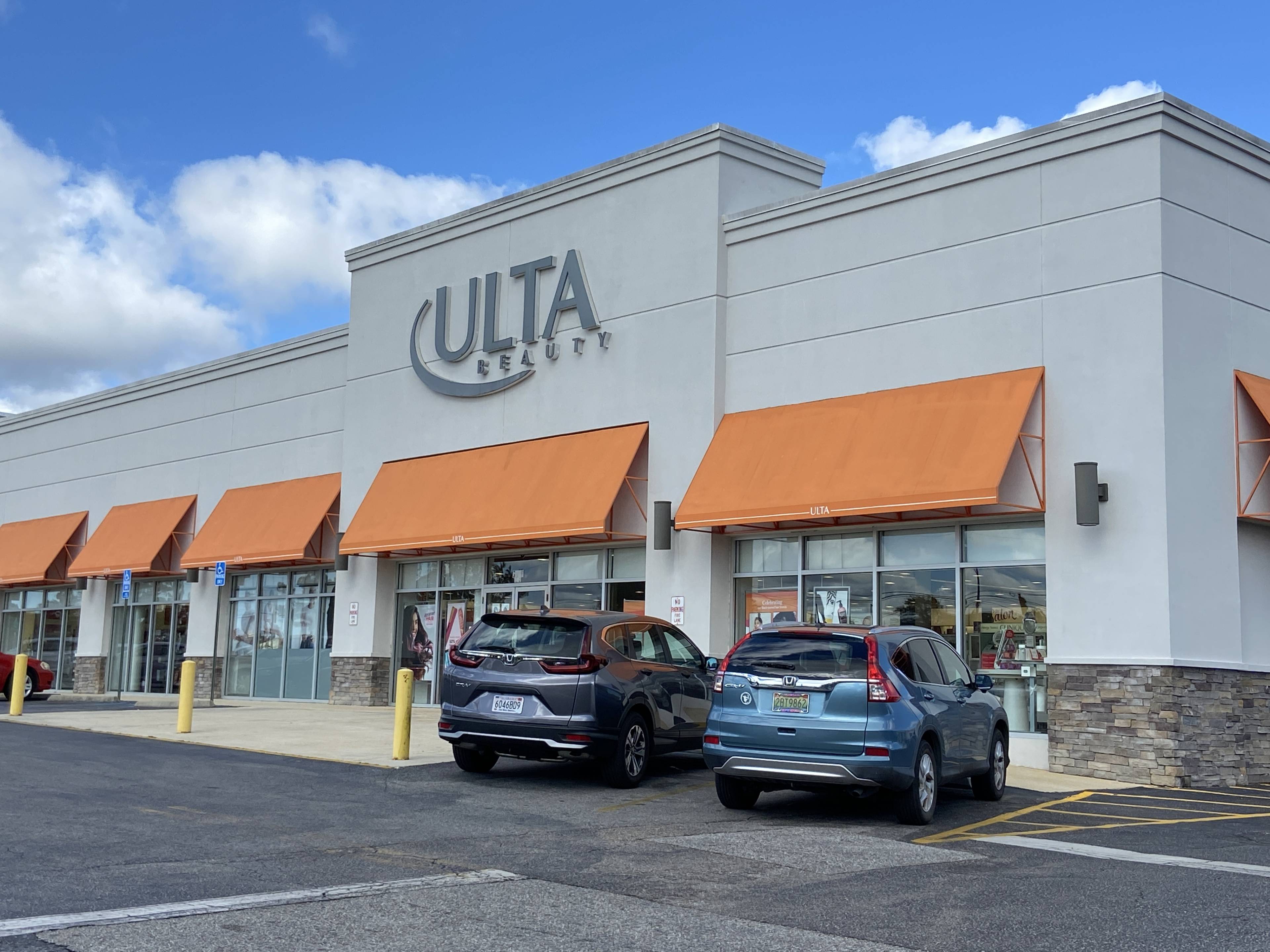 Springdale Mall, 3250 Airport Blvd | JLL Properties - US