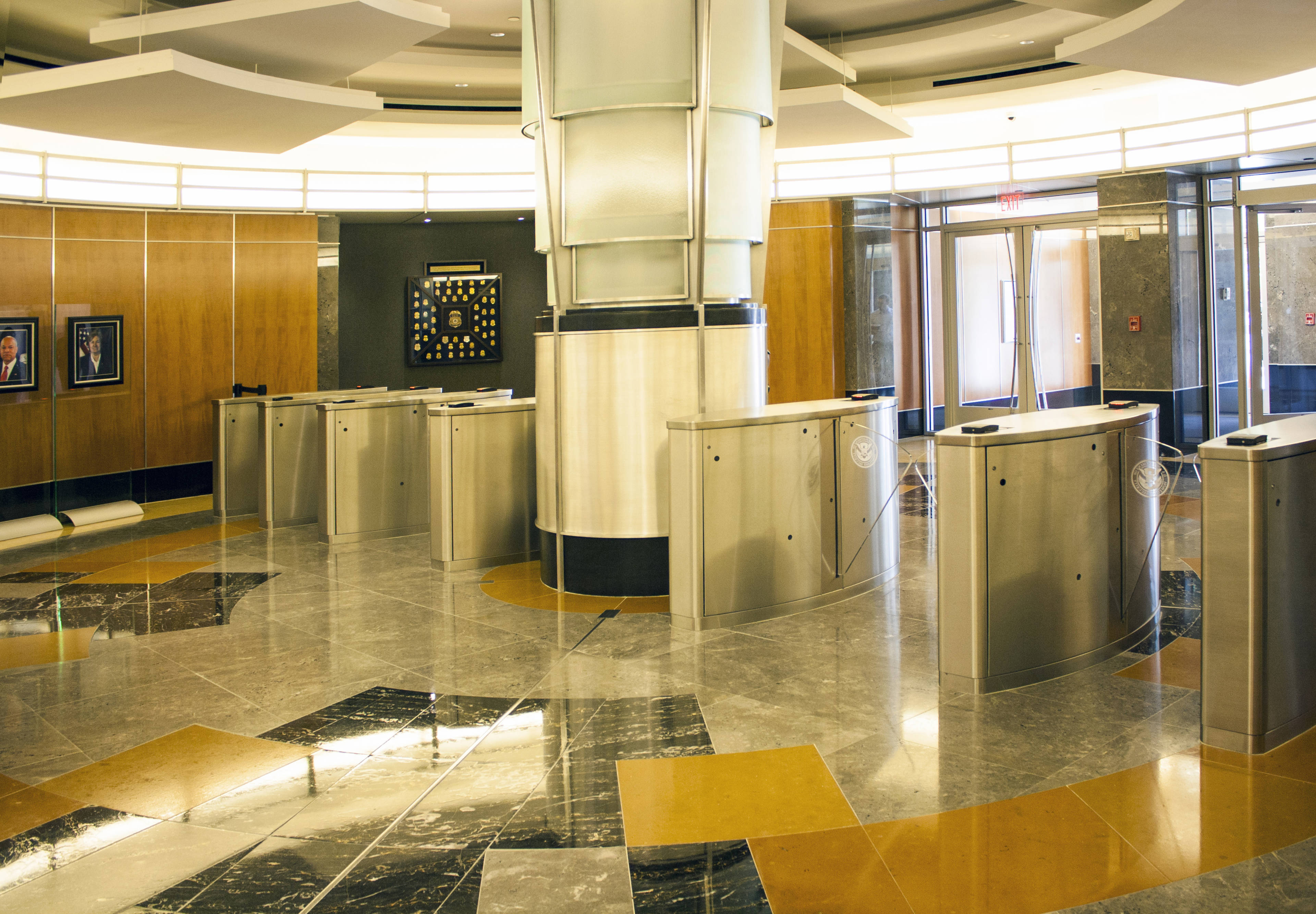 Potomac Center South, 550 12th St SW | JLL Properties - US