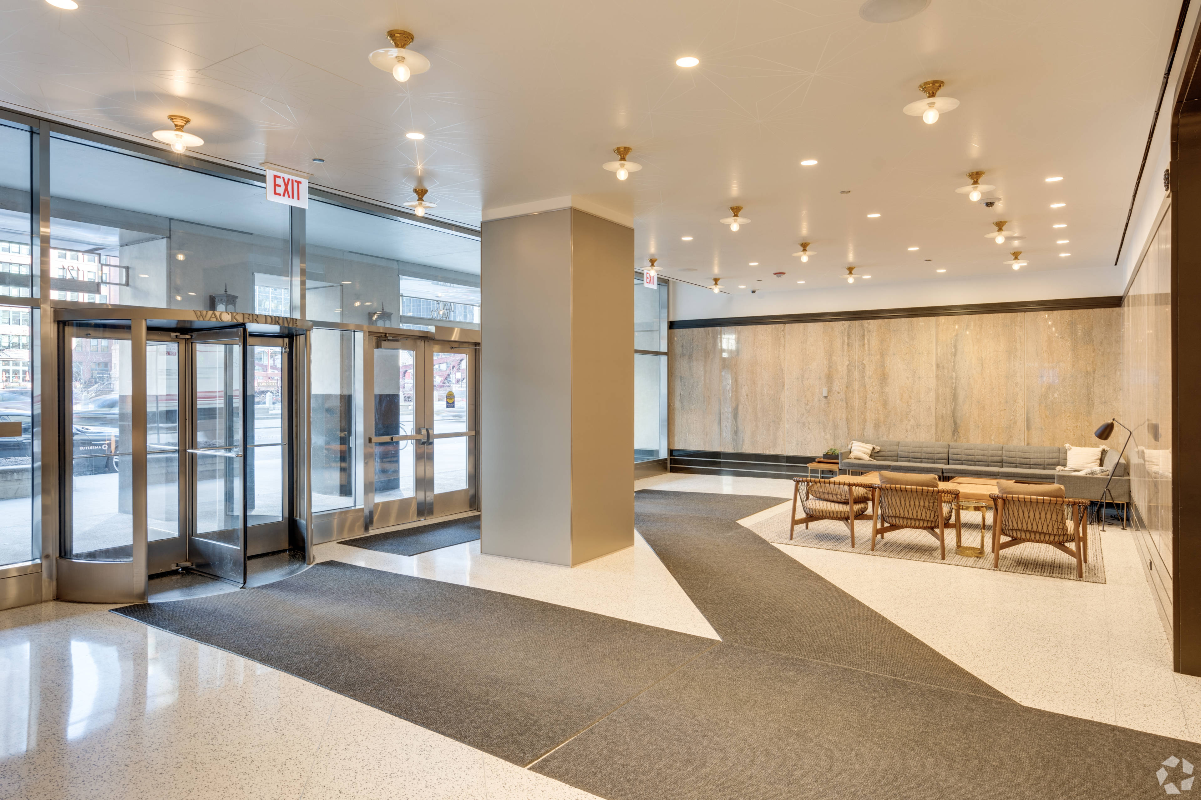 The LaSalle Wacker, 121 W Wacker Dr | JLL Properties - US