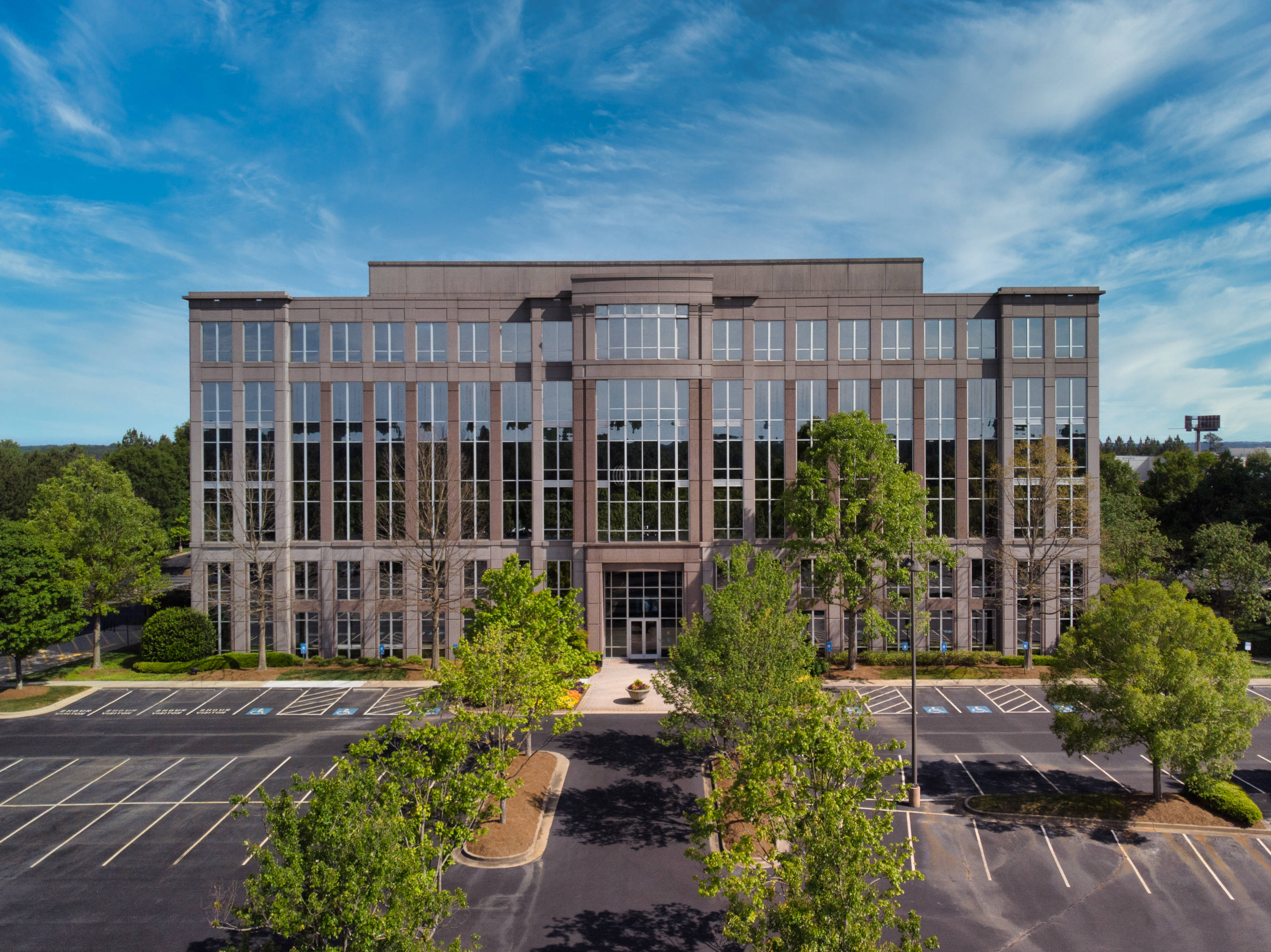 Bldg 800, 3095 Satellite Blvd | JLL Properties - US