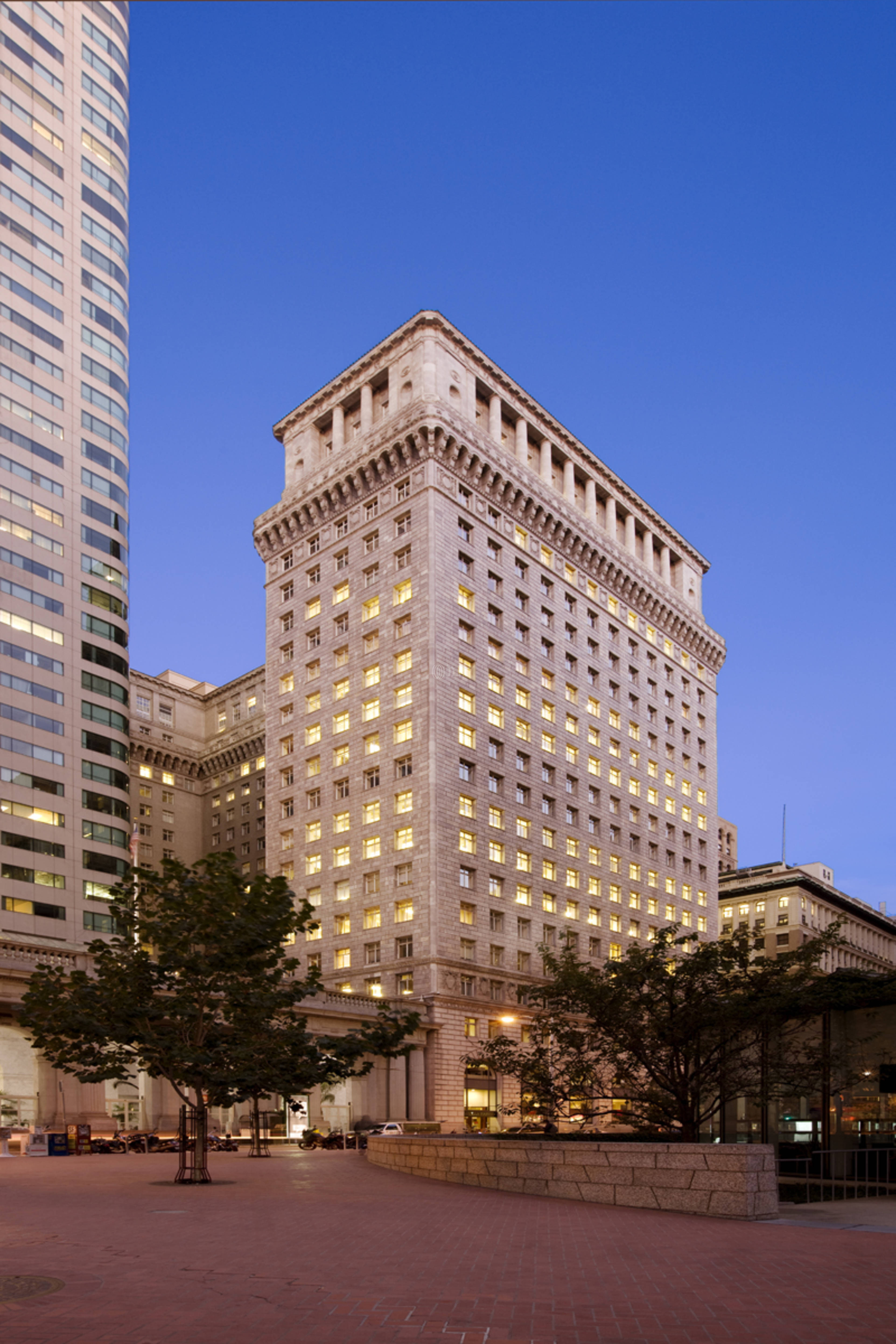 225 Bush, 225 Bush St | JLL Properties - US