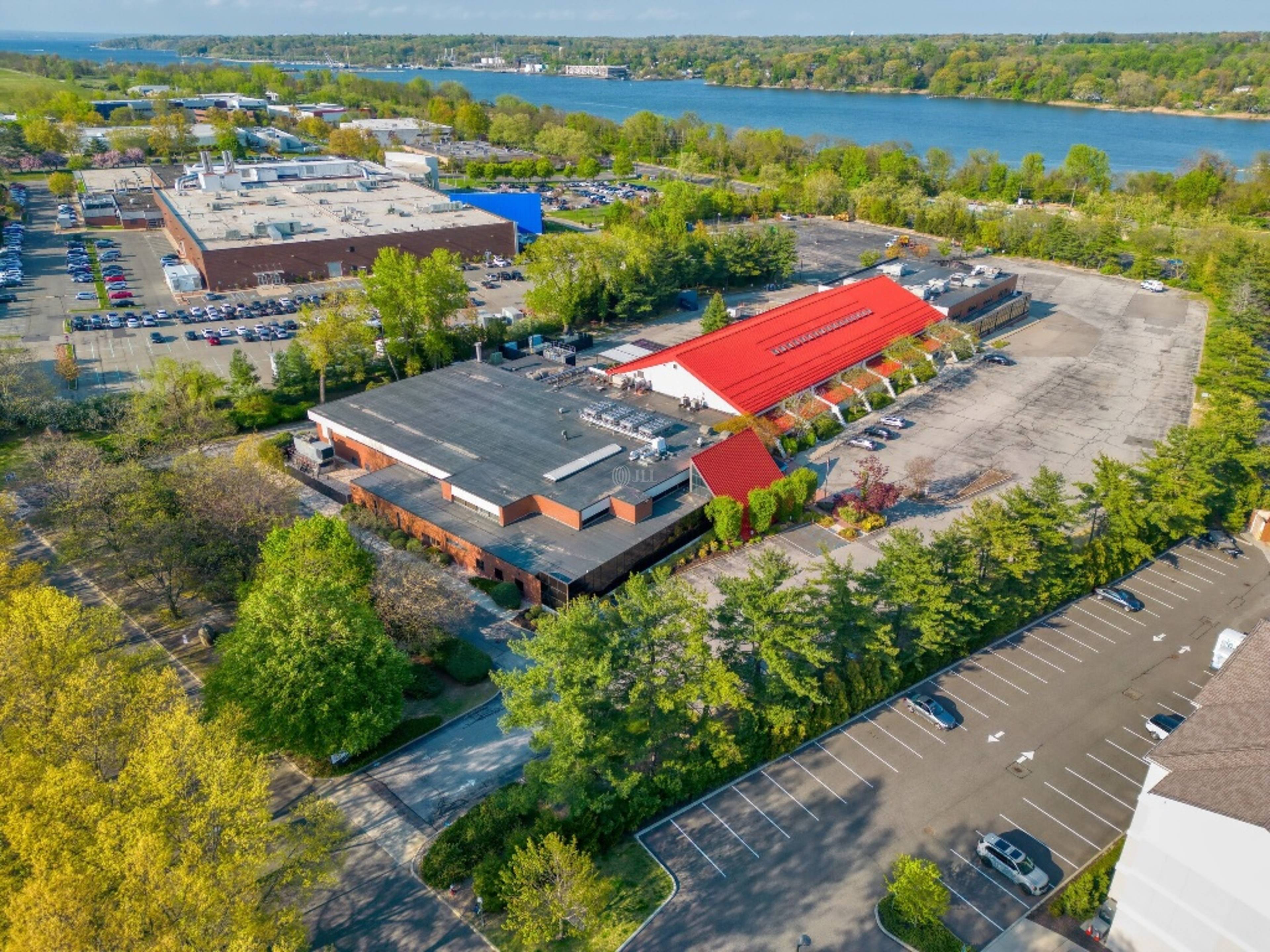 900 W Shore Rd | JLL Properties - US