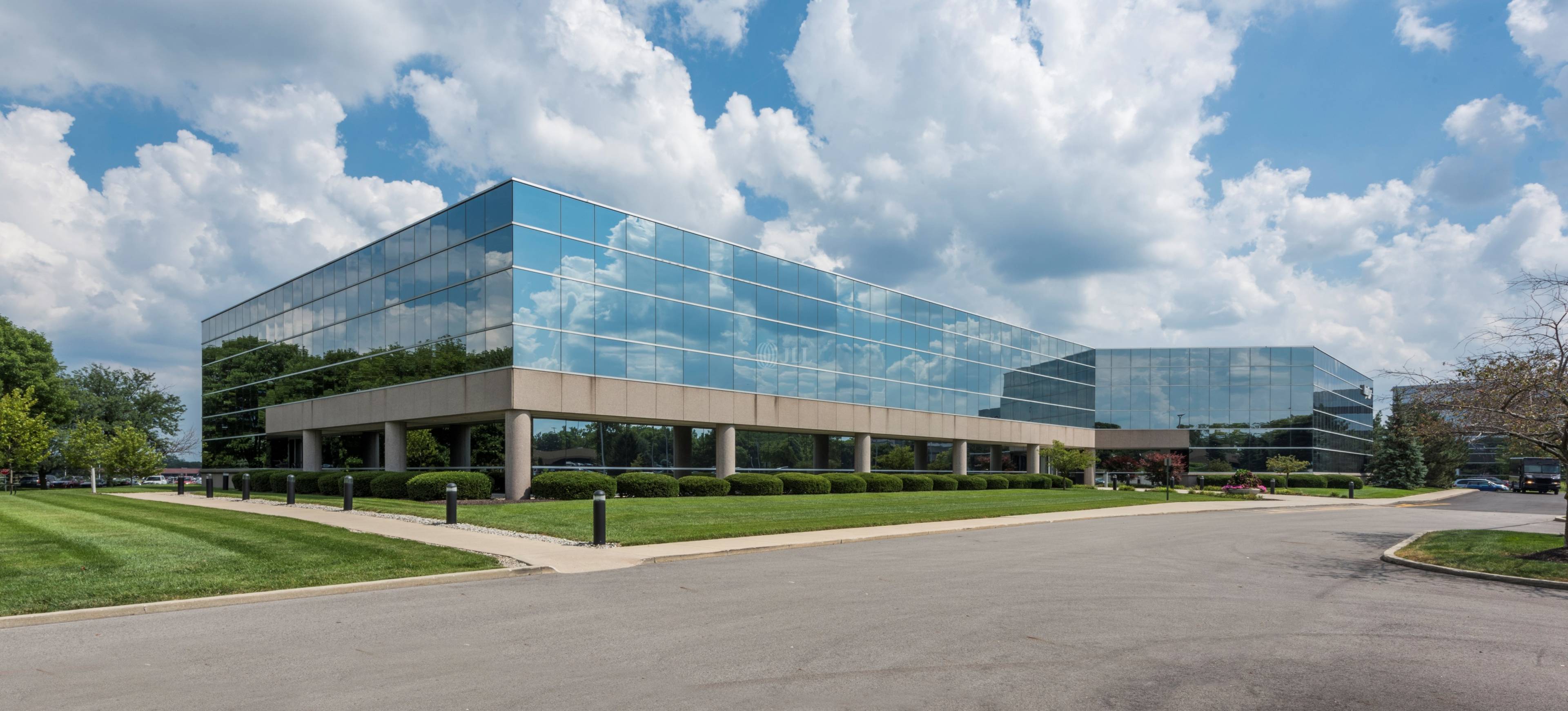 Lakefront 13, 9339 Priority Way W Dr | JLL Properties - US