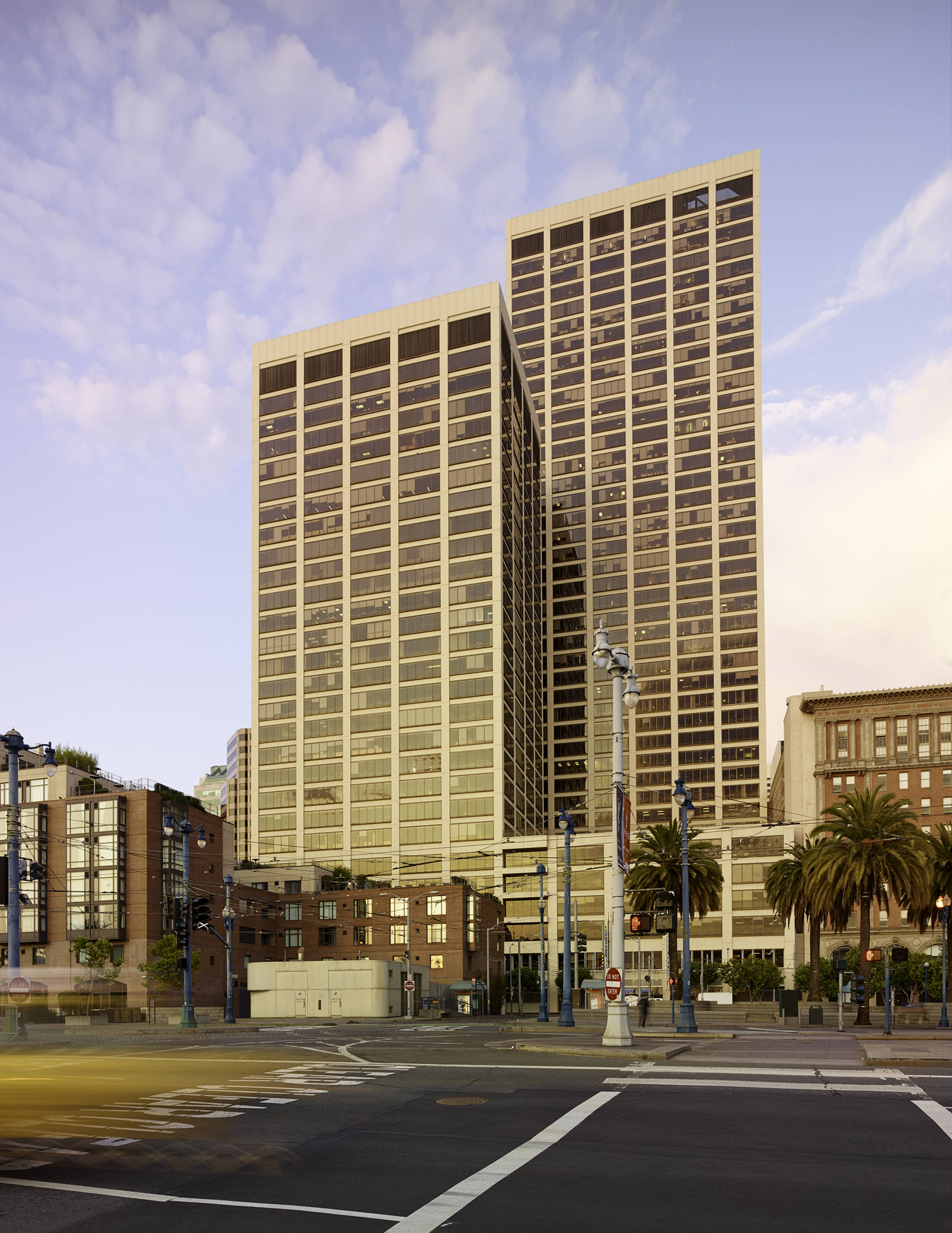 Spear Street Tower, 1 Market St | JLL Properties - US