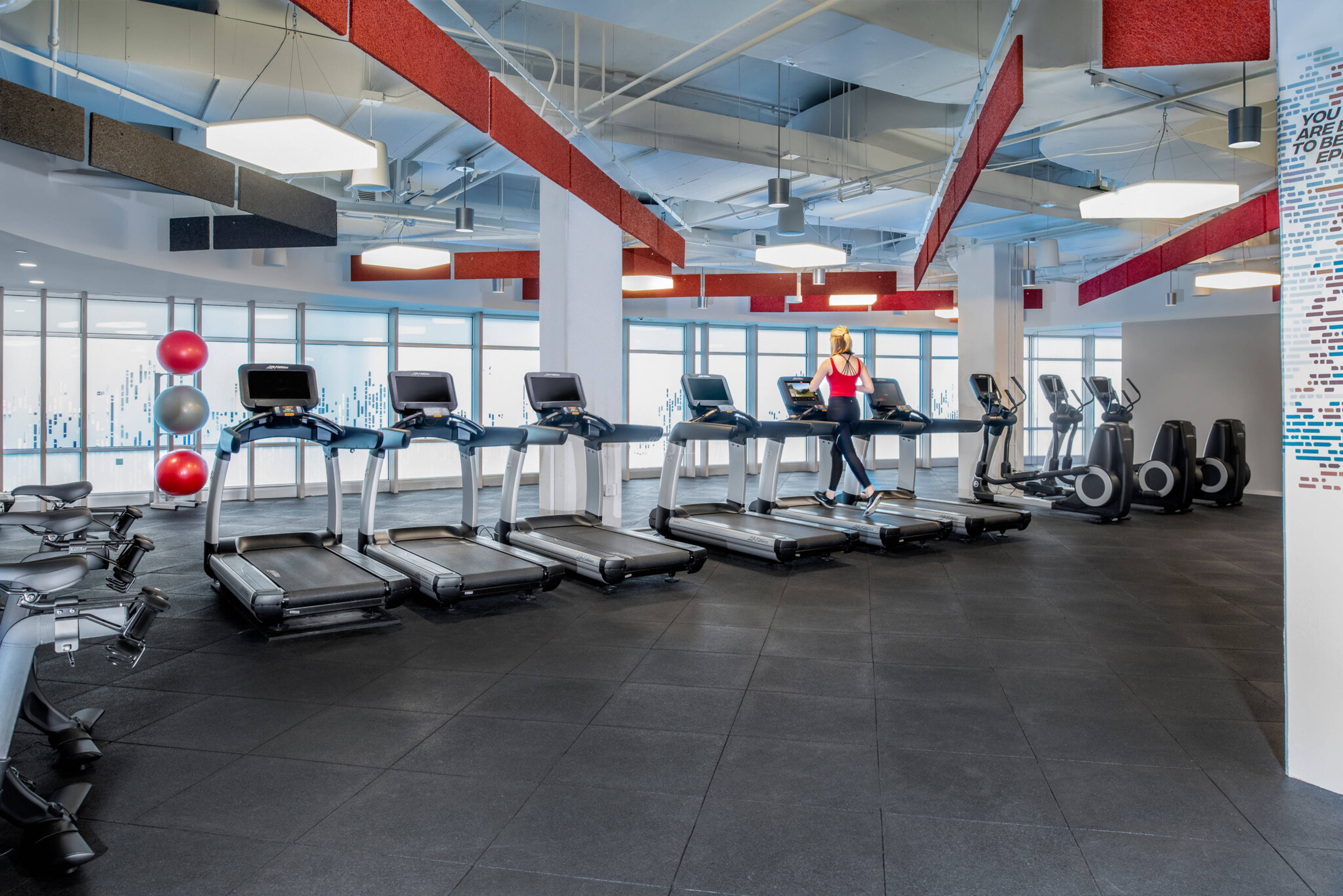 Twin Towers, 1000 Wilson Blvd | JLL Properties - US