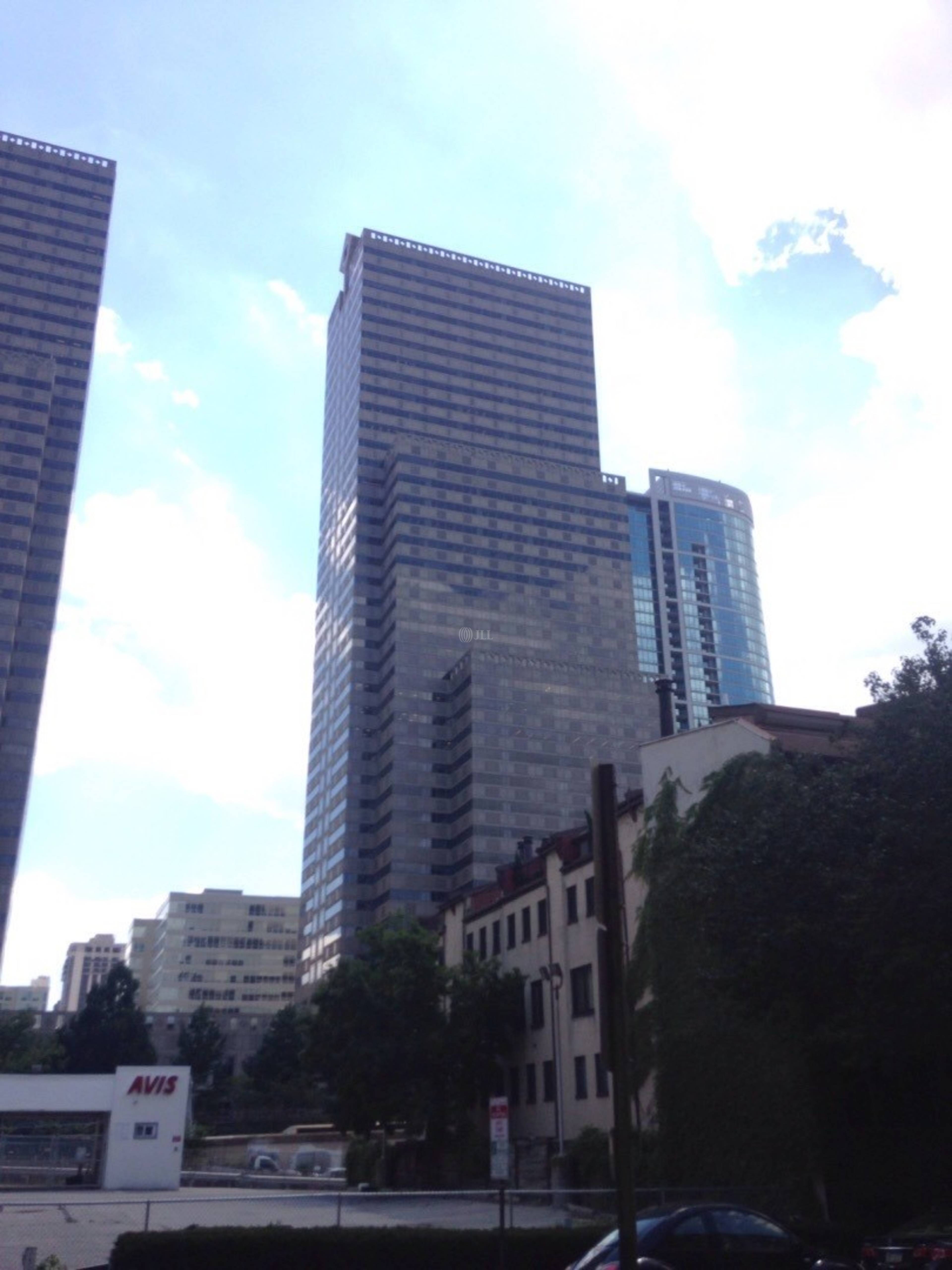 One Commerce Square, 2005 Market St | JLL Properties - US