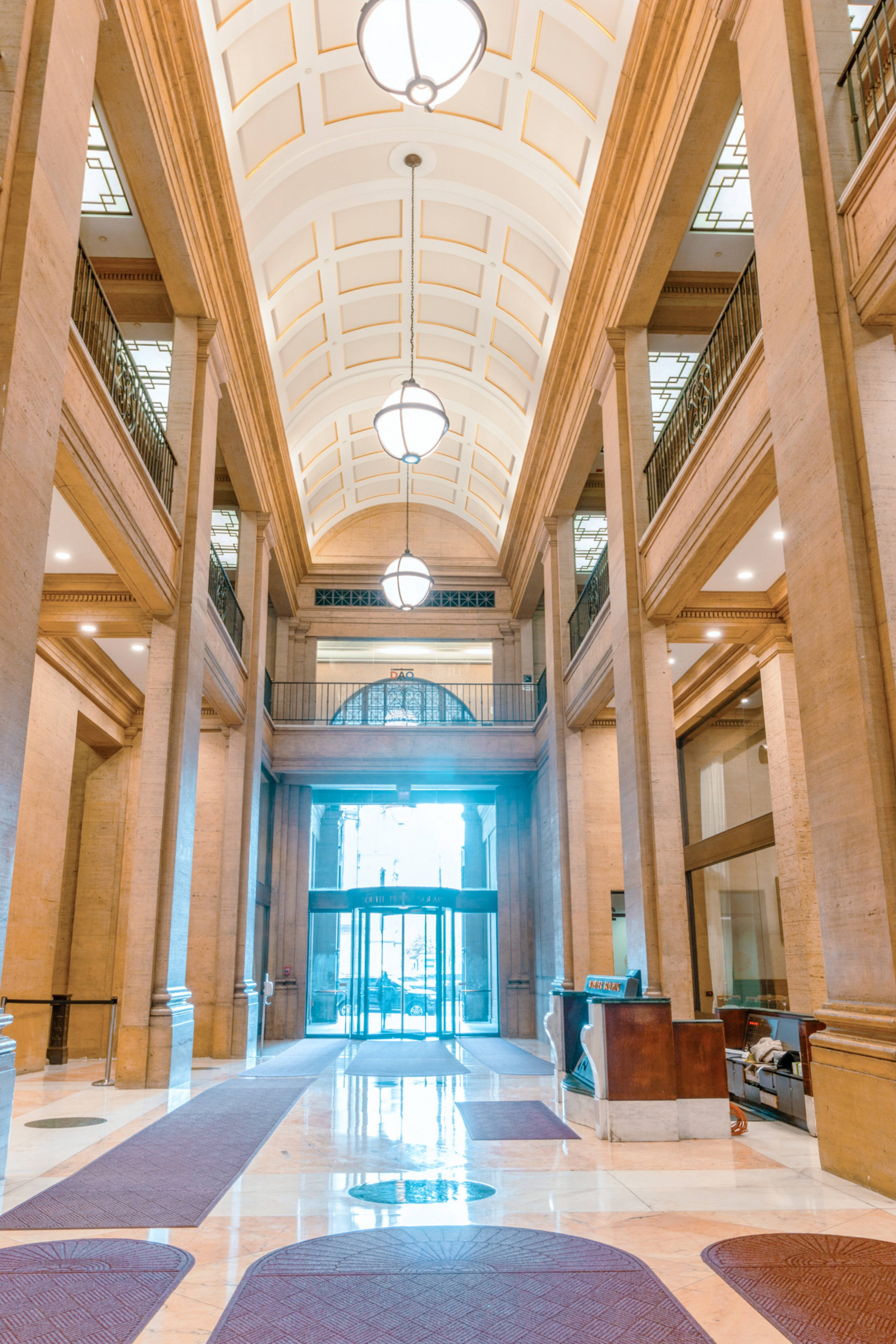 The Widener Building, 1 S Penn Sq | JLL Properties - US
