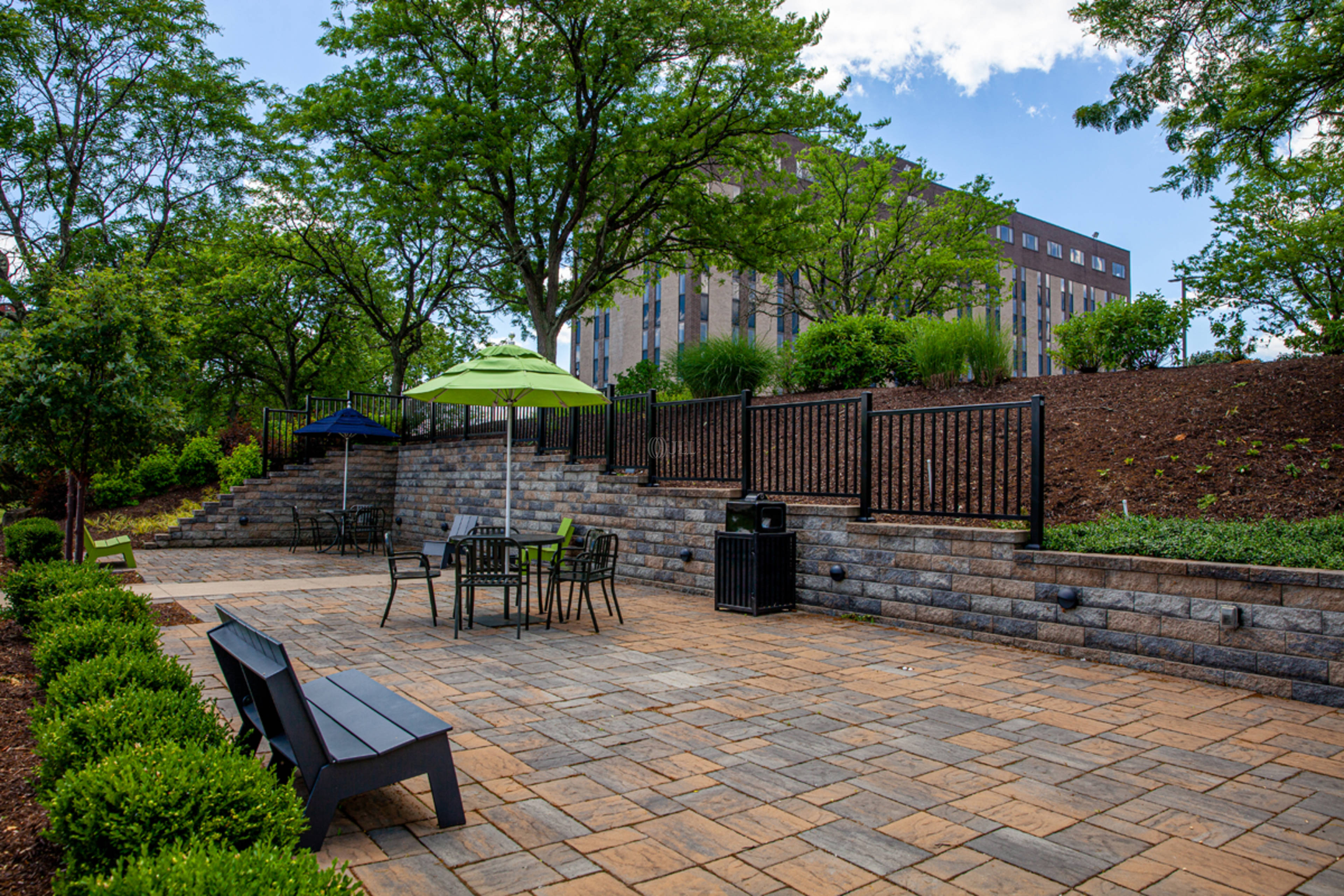 Penn Center East VII, 777 Penn Center Blvd | JLL Properties - US