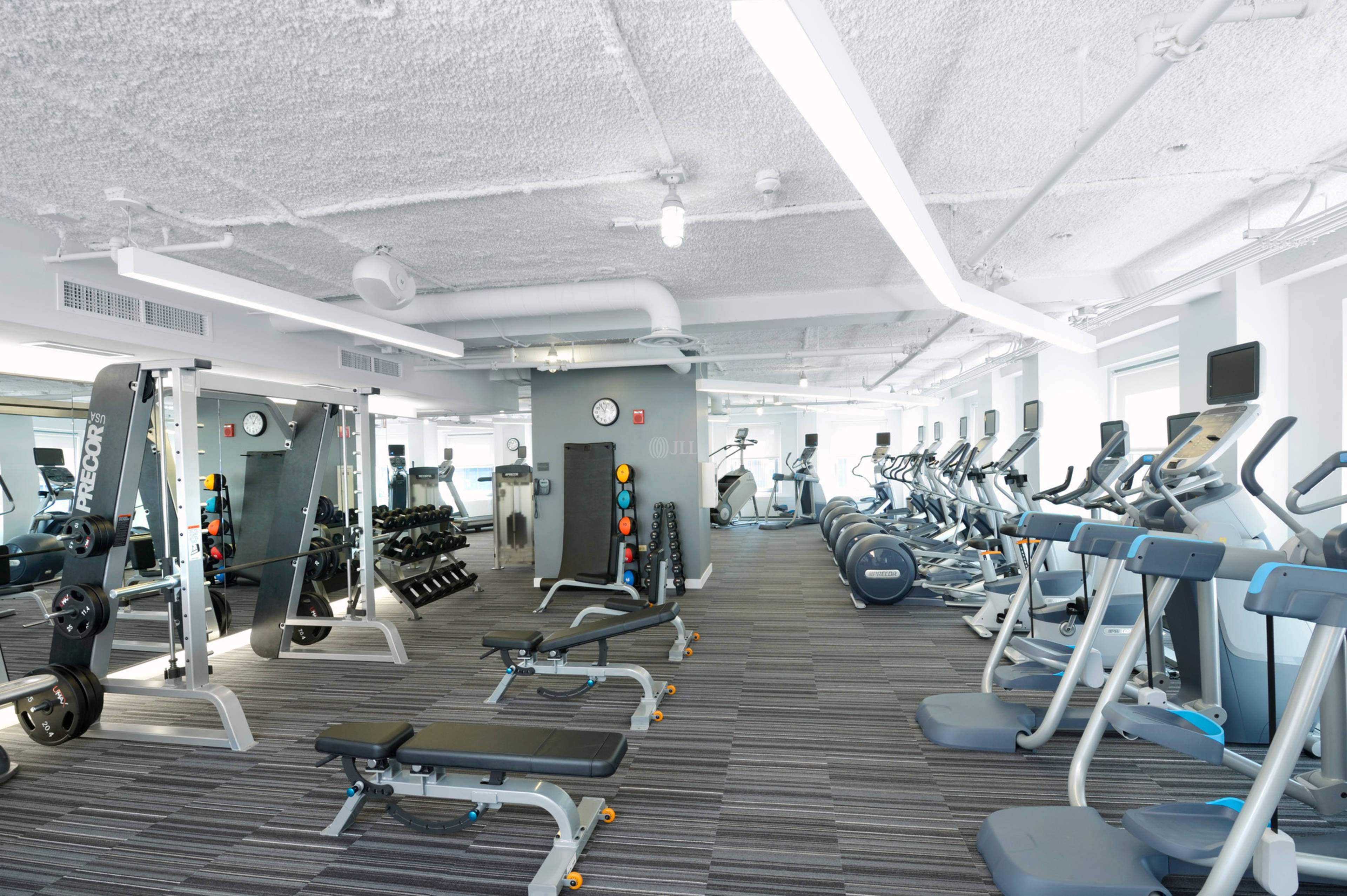 Civic Opera House, 20 N Wacker Dr | JLL Properties - US