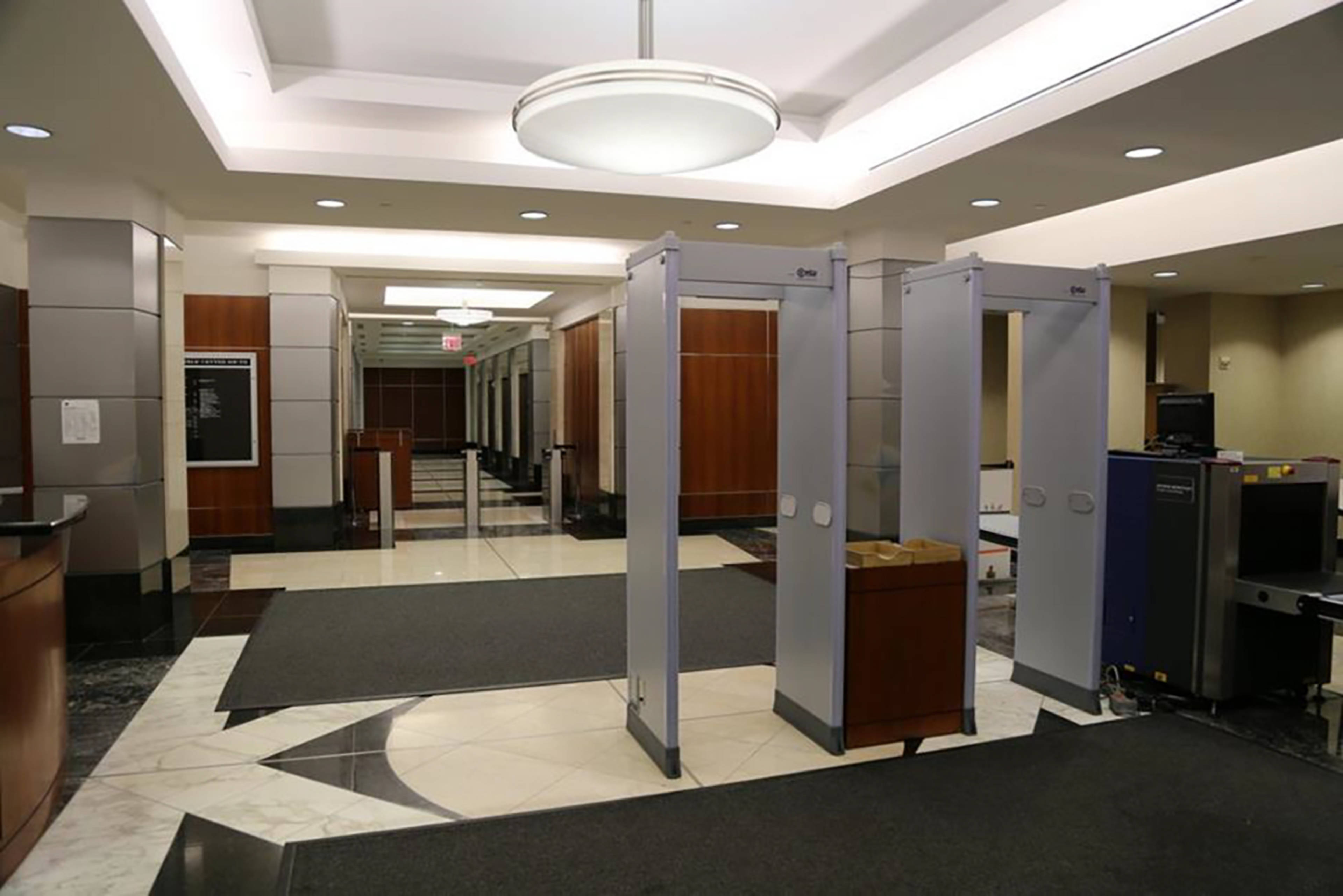 Potomac Center South, 550 12th St SW | JLL Properties - US