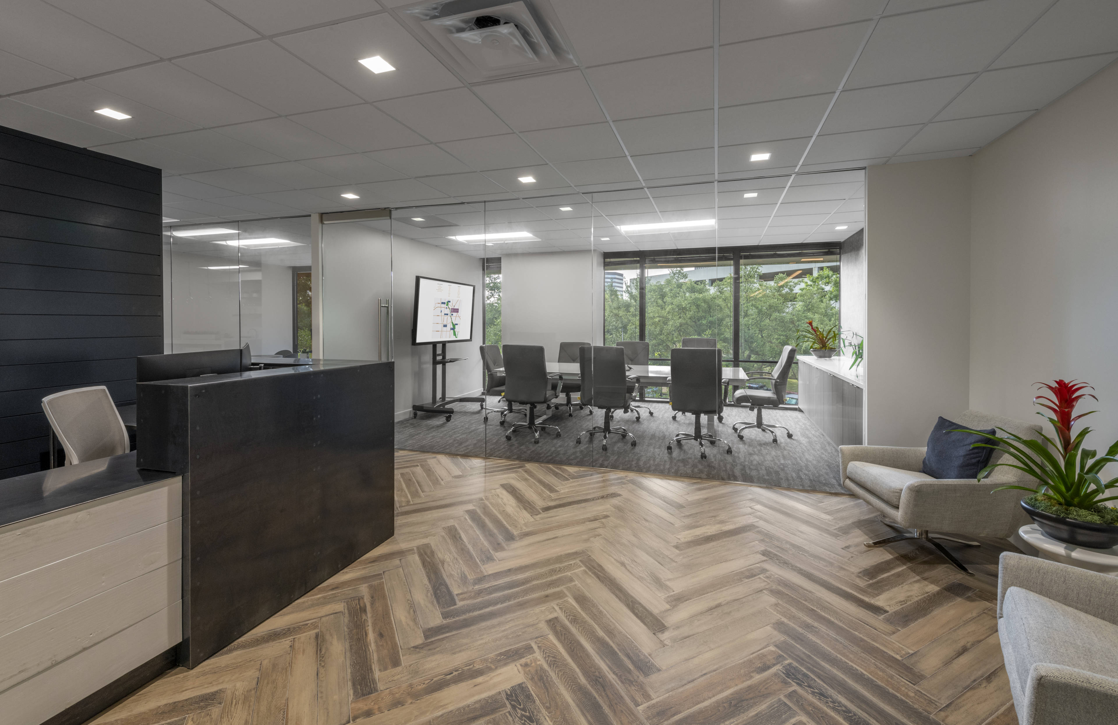 Lakeside Square, 12377 Merit Dr | JLL Properties - US