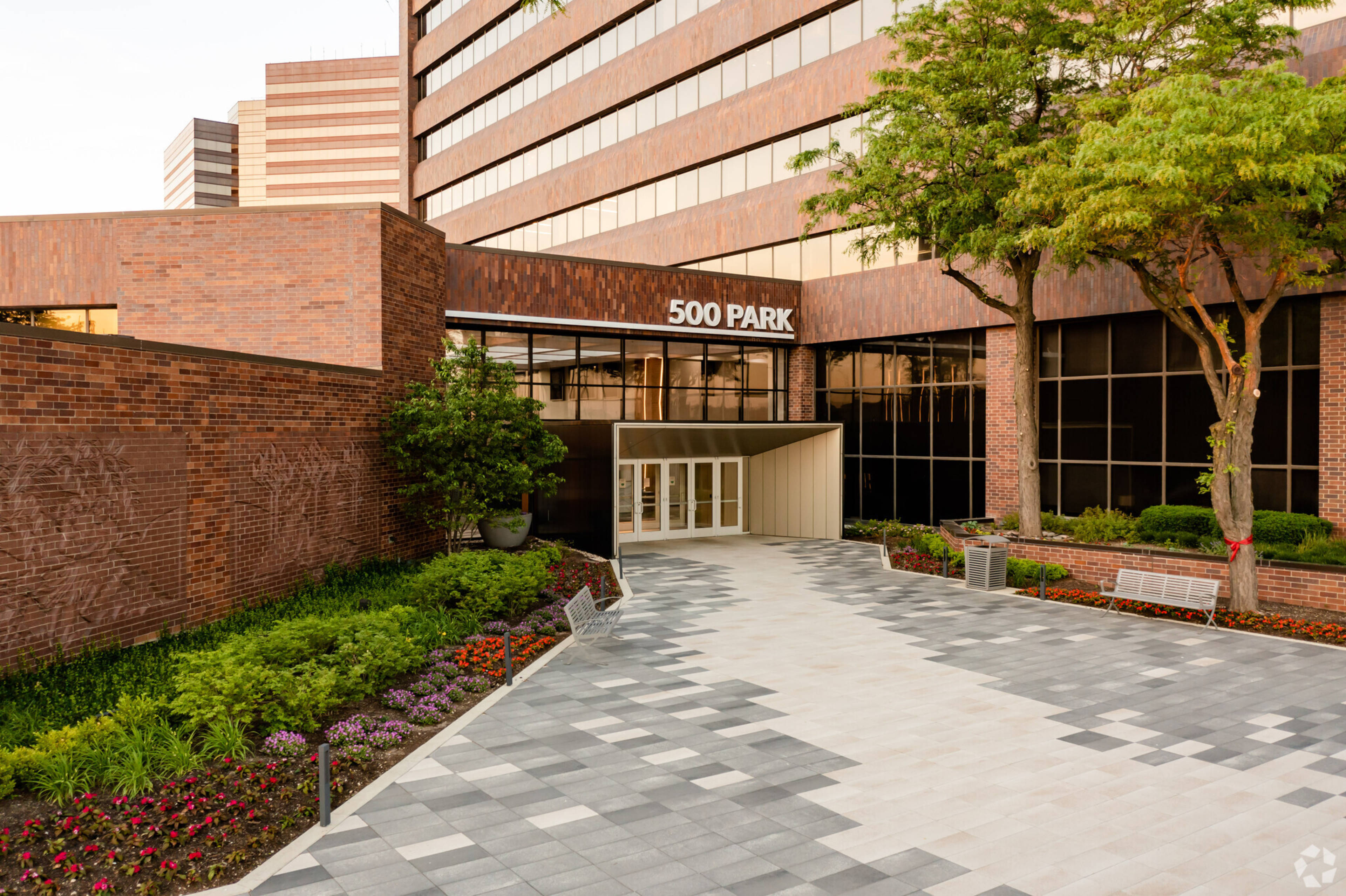 500 Park, 500 Park Blvd | JLL Properties - US