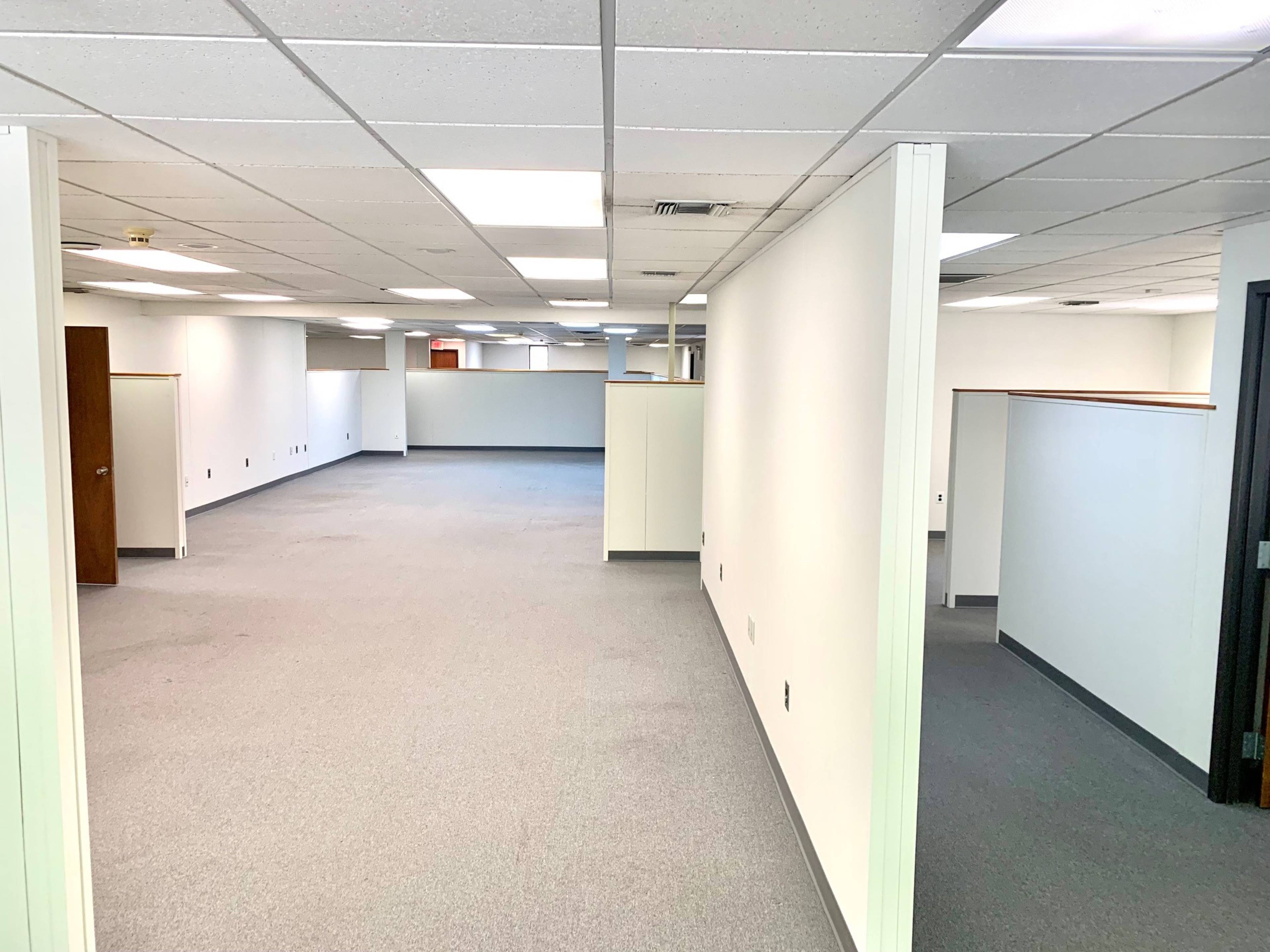 Suites A-C, 95 Connecticut Dr | JLL Properties - US