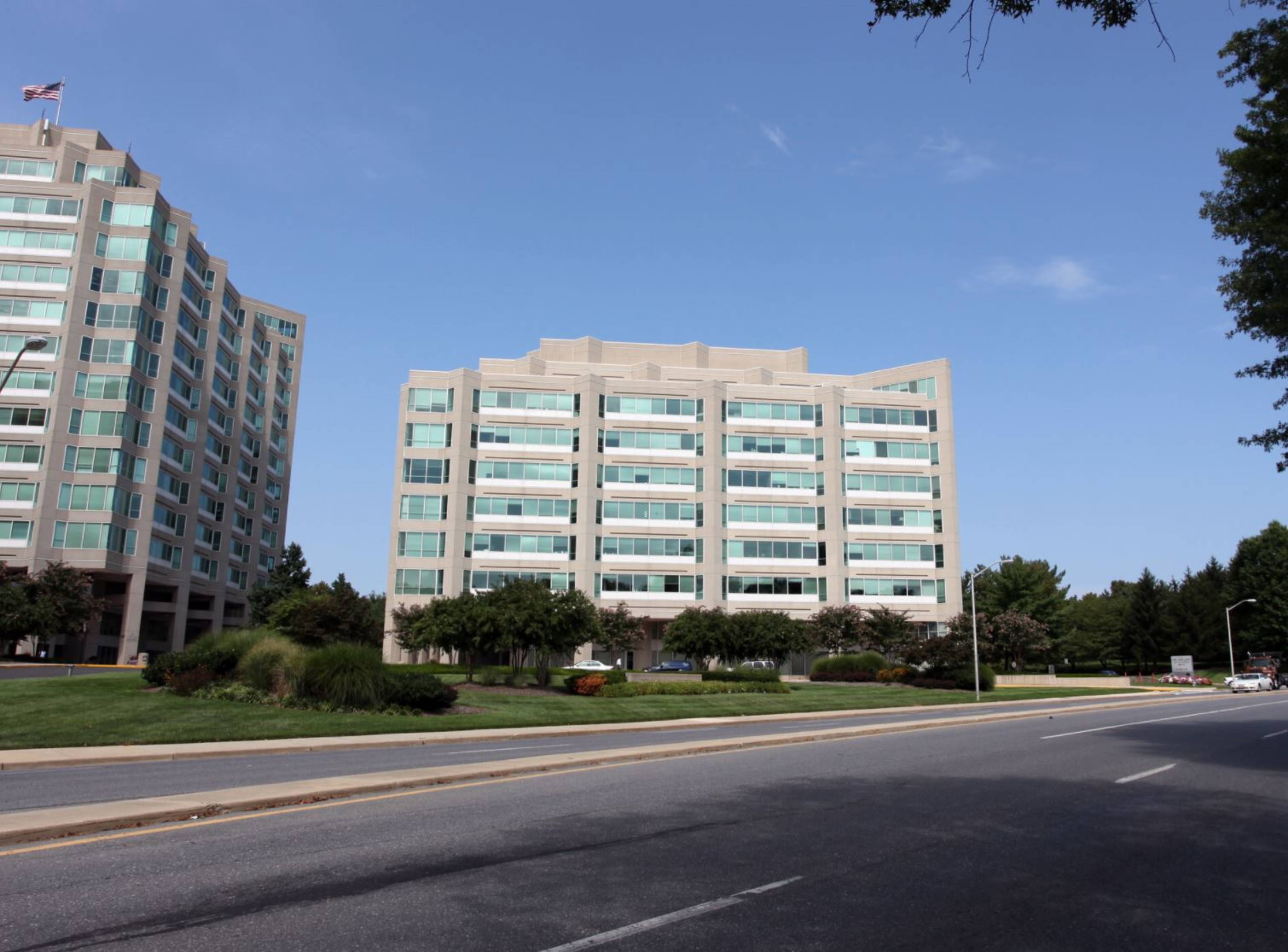 CapRock, 6901 Rockledge Dr | JLL Properties - US