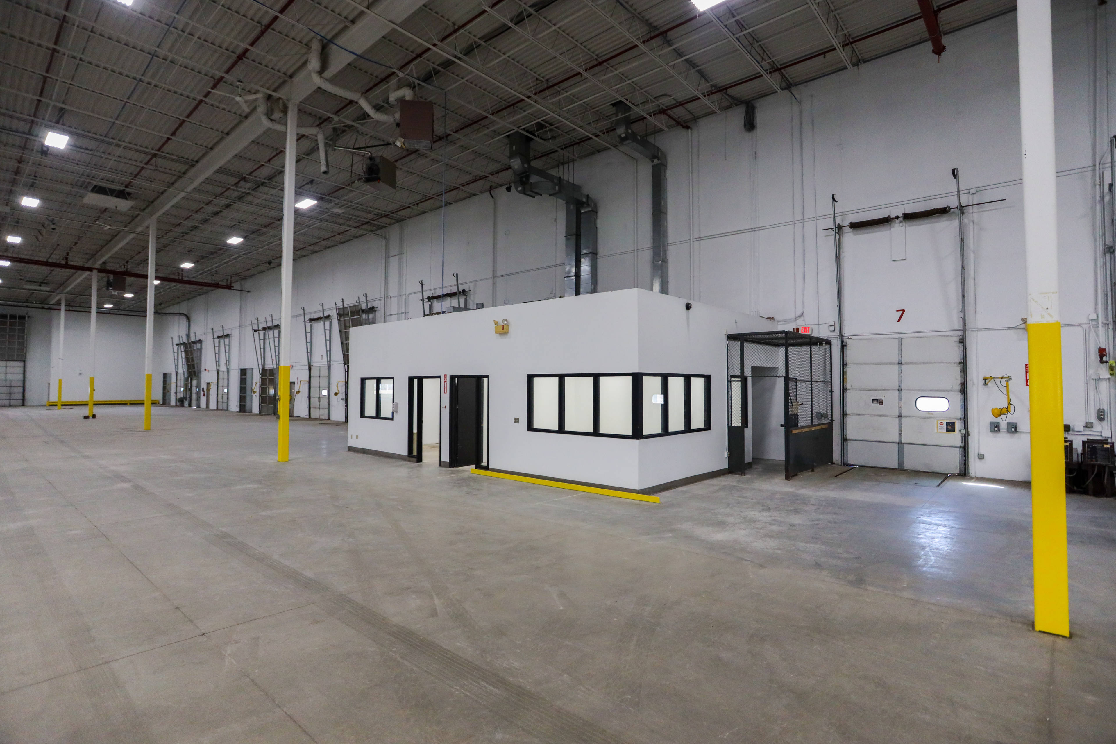 7500 Meridian Circle, 7500 Meridian Cir N | JLL Properties - US