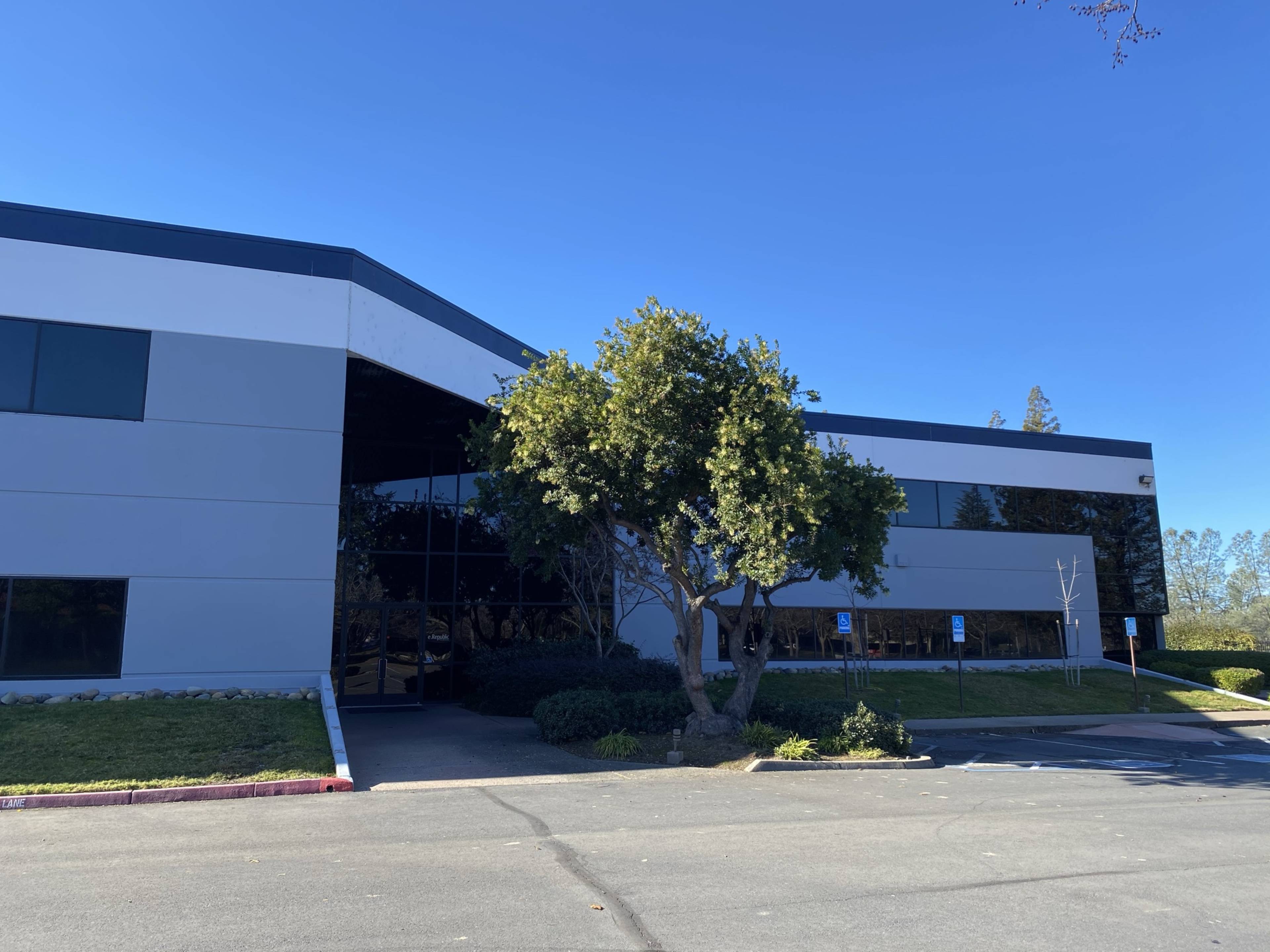 100 Blue Ravine Rd | JLL Properties - US