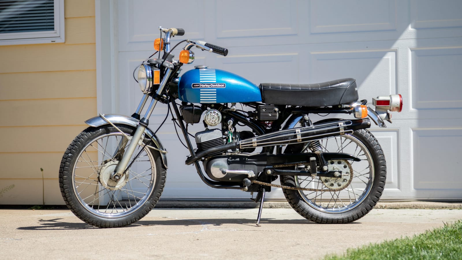 1973 Harley-Davidson Z90 at Monterey 2022 as T200 - Mecum Auctions