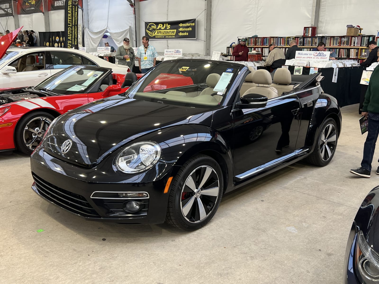 2013 Volkswagen Beetle Convertible at Kissimmee 2023 as U46.1 - Mecum ...