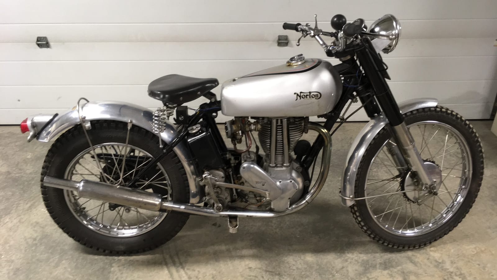 1952 Norton 500T Trials at Las Vegas Motorcycles 2023 as W365 - Mecum ...