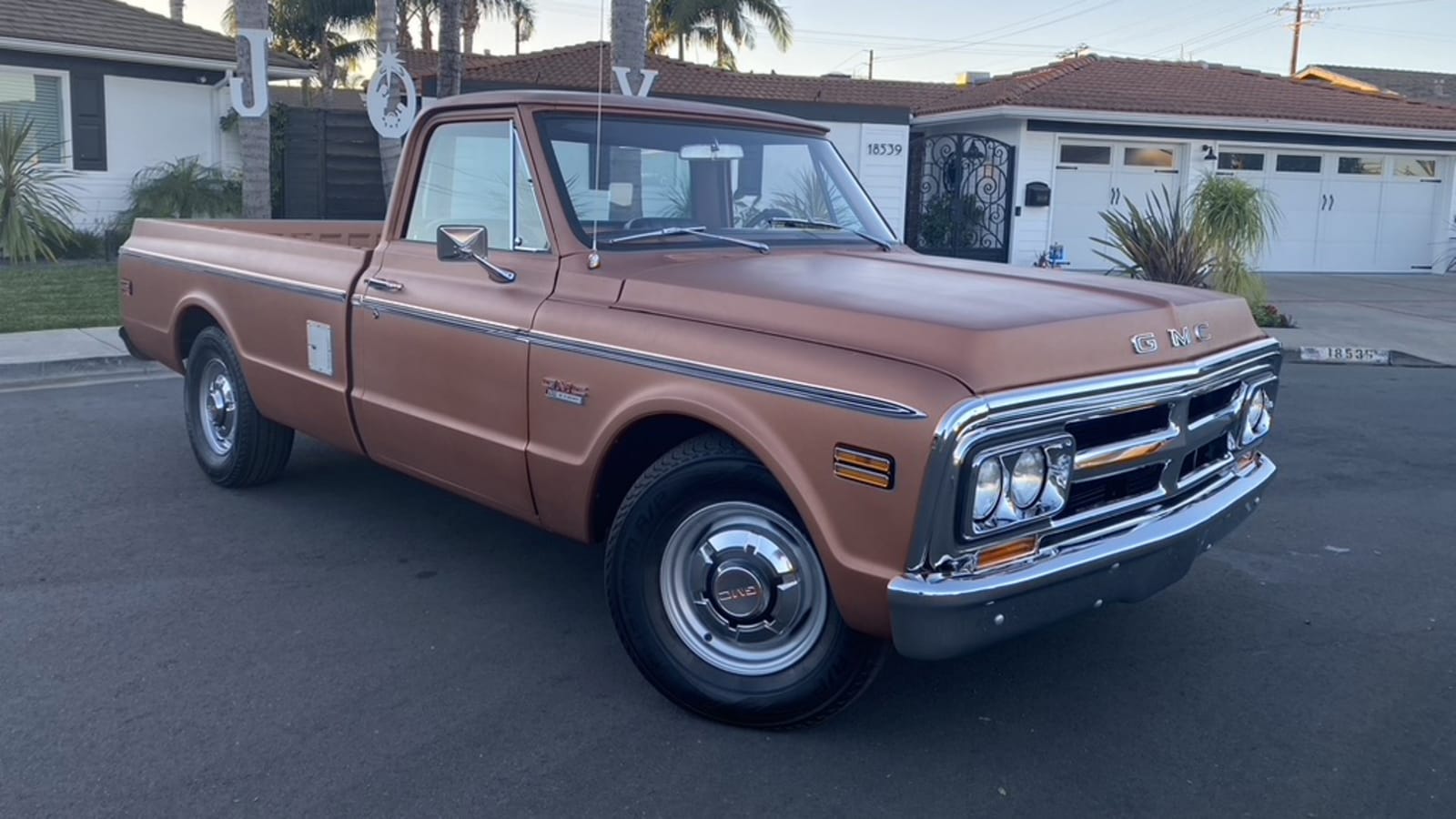 1969 GMC 2500 Pickup at Glendale 2022 as T257 - Mecum Auctions