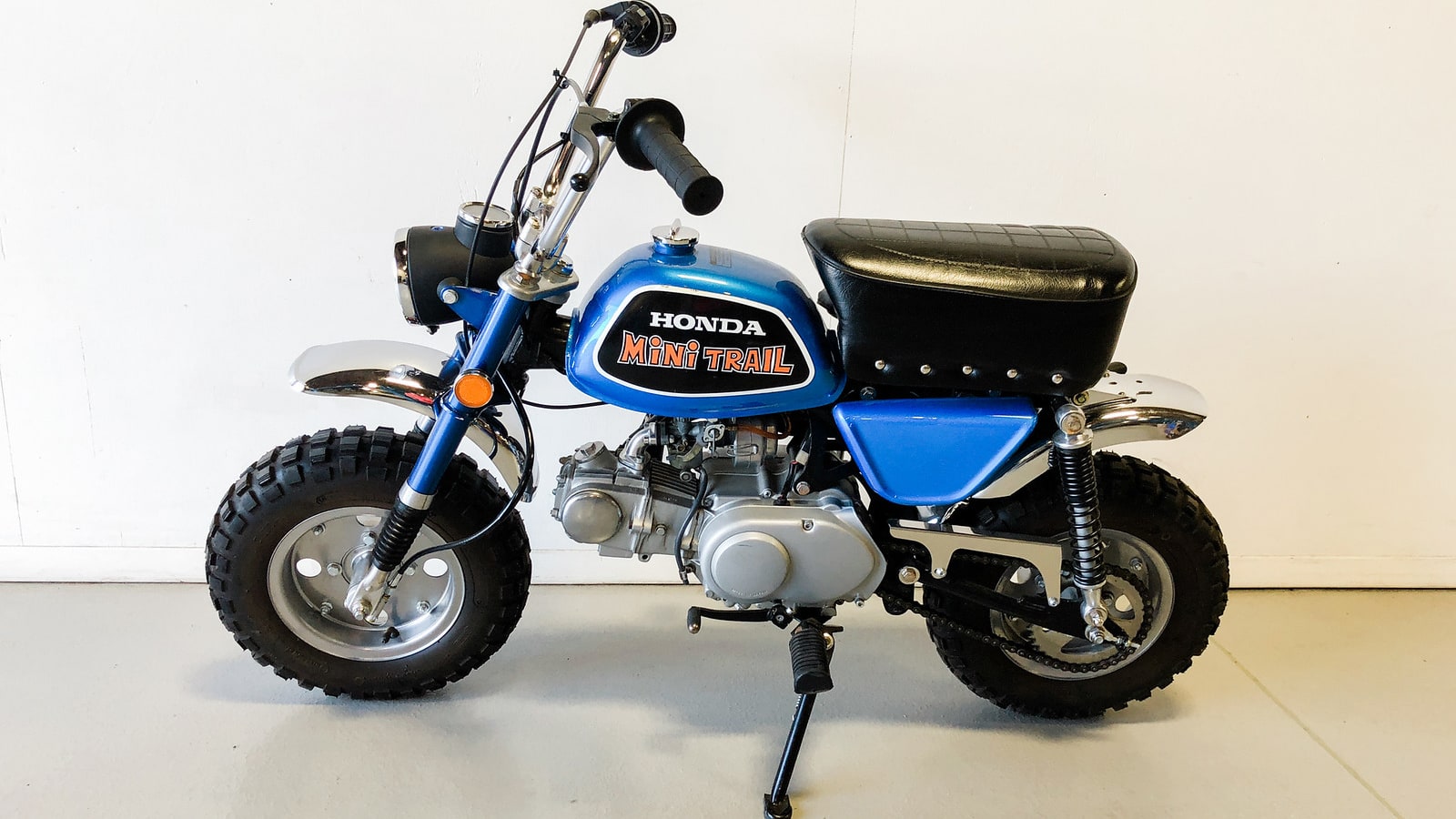 1972 Honda Mini Trail Bike at Monterey 2018 as Z203 - Mecum Auctions