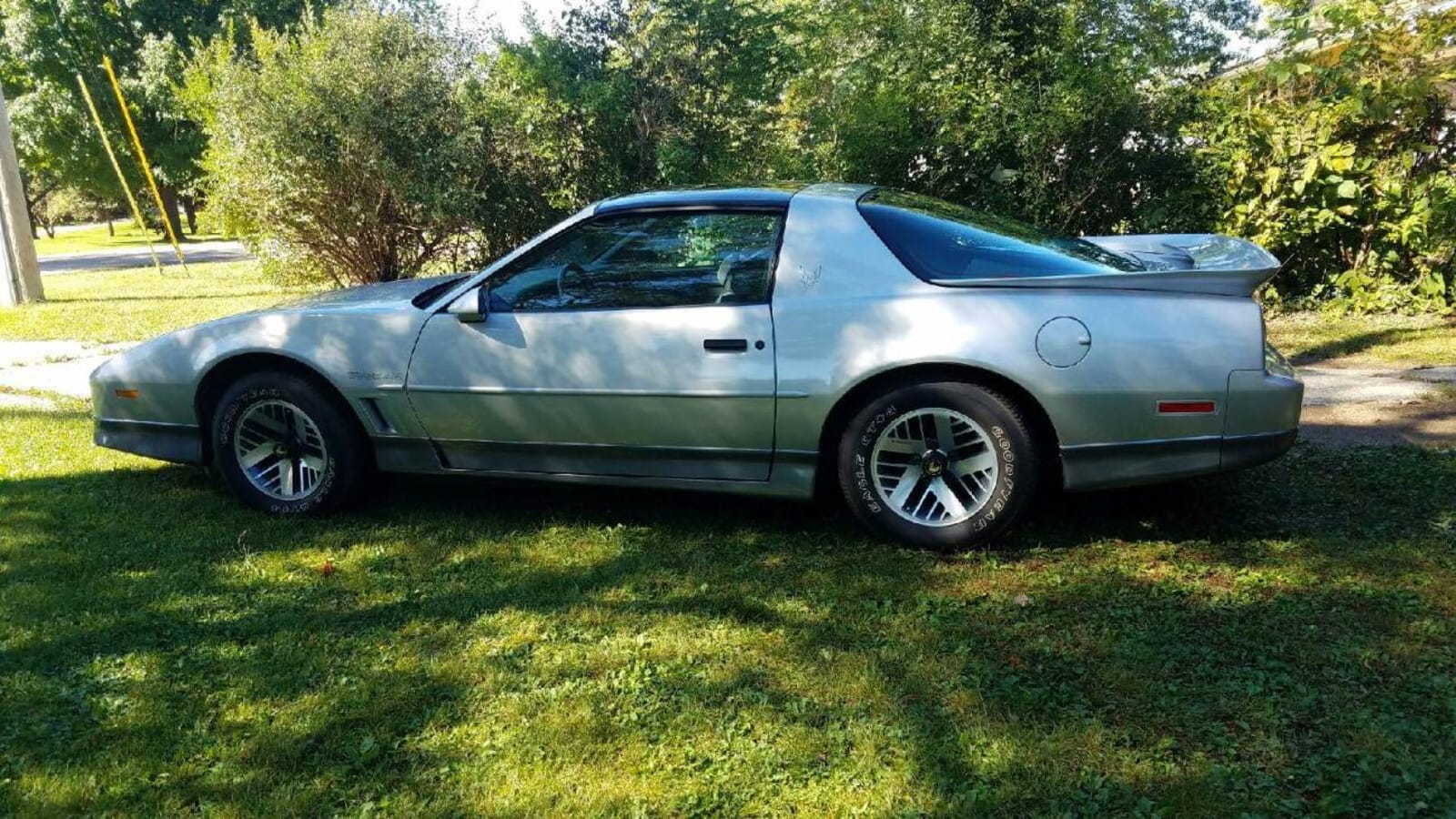 1988 Pontiac Trans Am at Chicago 2016 as F88.1 - Mecum Auctions