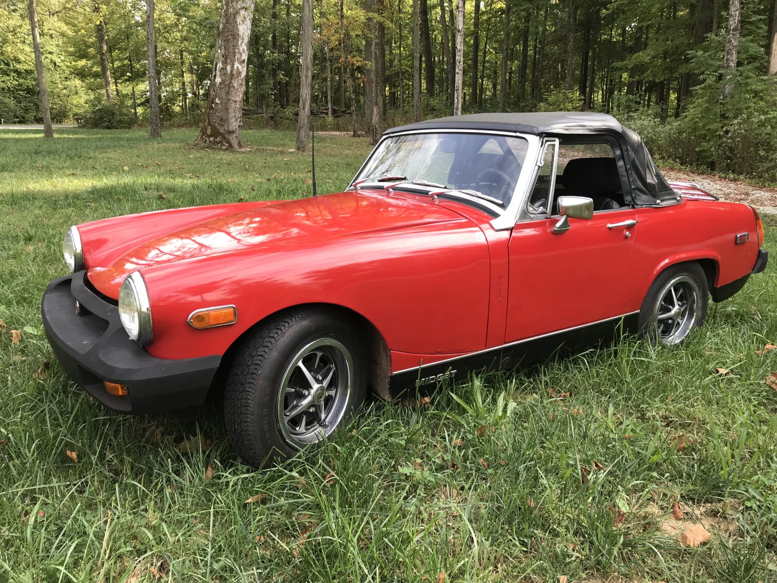 1975 MG Midget Convertible at Chicago 2019 as T120.1 - Mecum Auctions