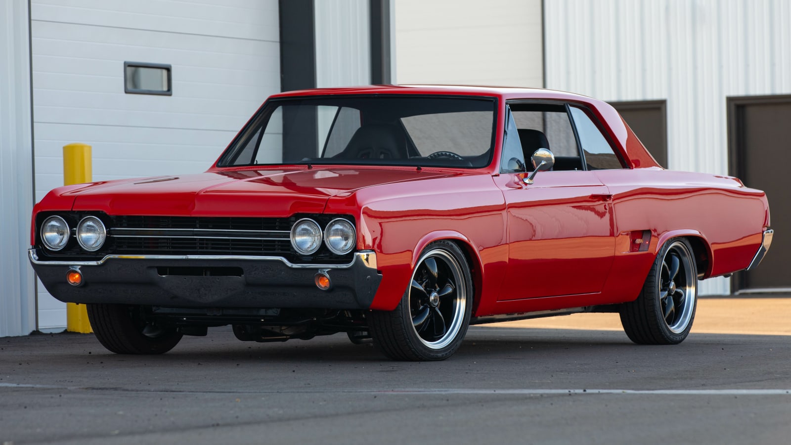 1965 Oldsmobile Cutlass Custom at Chicago 2022 as S92 - Mecum Auctions