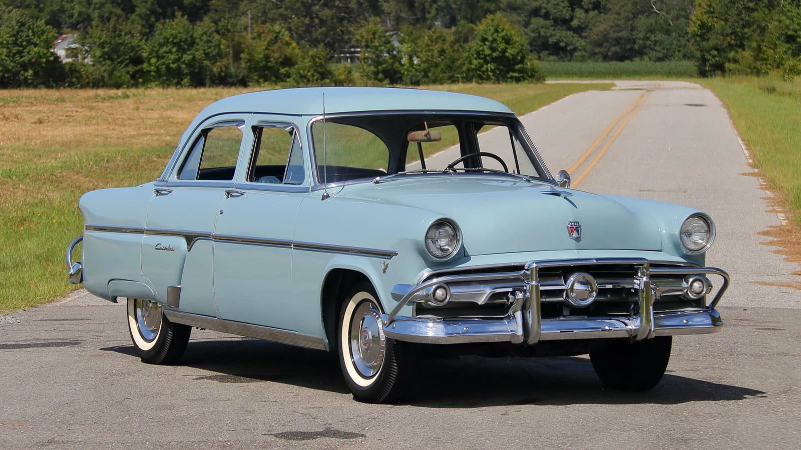 1954 Ford Crestline Sedan at Chattanooga 2022 as F77 - Mecum Auctions
