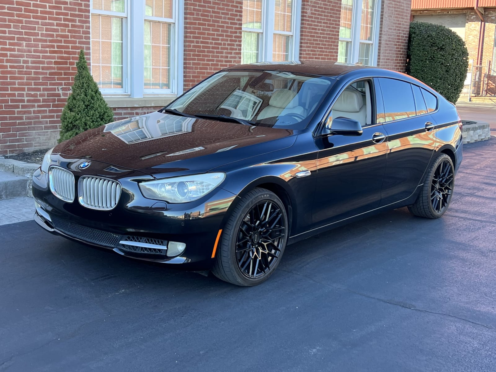 2010 BMW 550 GT at Chattanooga 2022 as F90 - Mecum Auctions