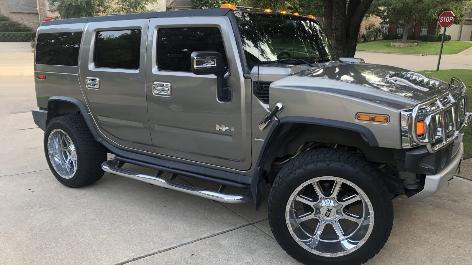 2008 Hummer H2 at Dallas 2022 as W267 - Mecum Auctions
