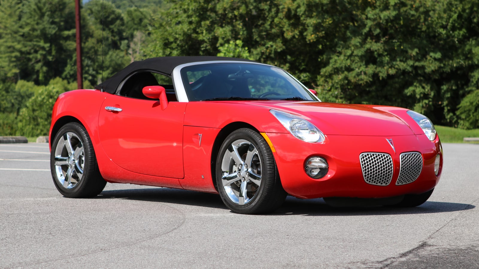 2006 Pontiac Solstice Convertible at Dallas 2022 as S68.1 - Mecum Auctions