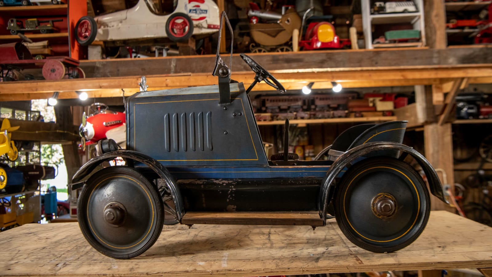 1927 American National Hupmobile Pedal Car at Elmer's Auto & Toy Museum ...