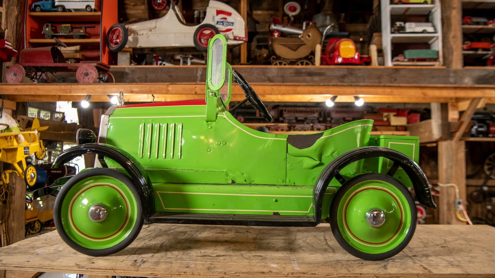 1920s American National Buick Pedal Car at Elmer's Auto & Toy Museum ...