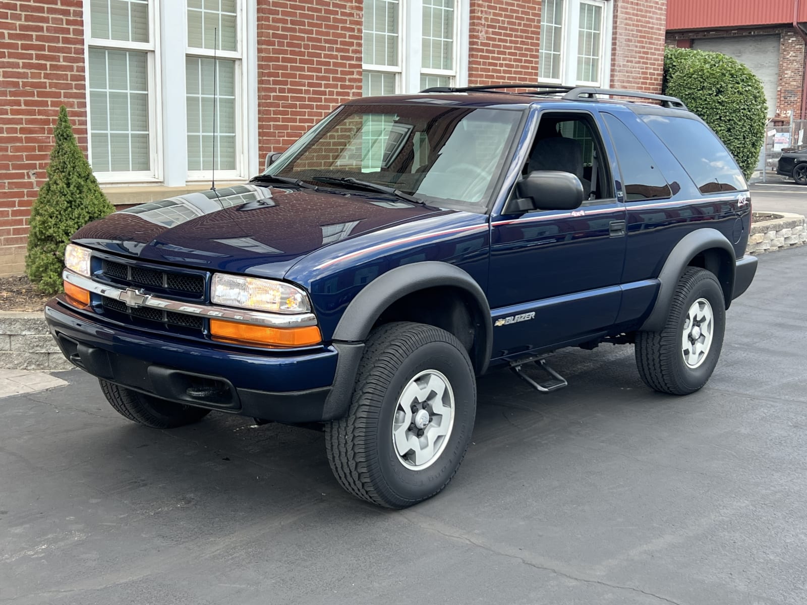2001 Chevrolet Blazer ZR2 at Orlando 2022 as T112 - Mecum Auctions