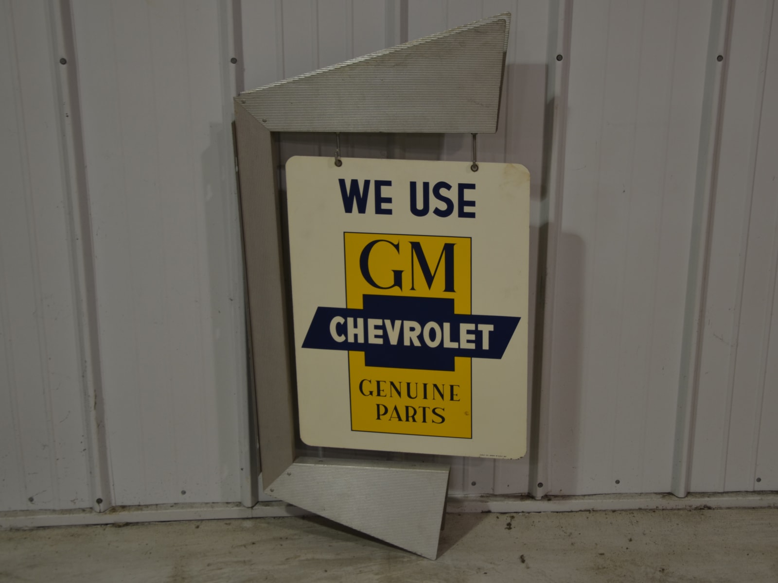 GM Sign DST With Bracket 20x43 at Kissimmee 2014 as M221 - Mecum Auctions