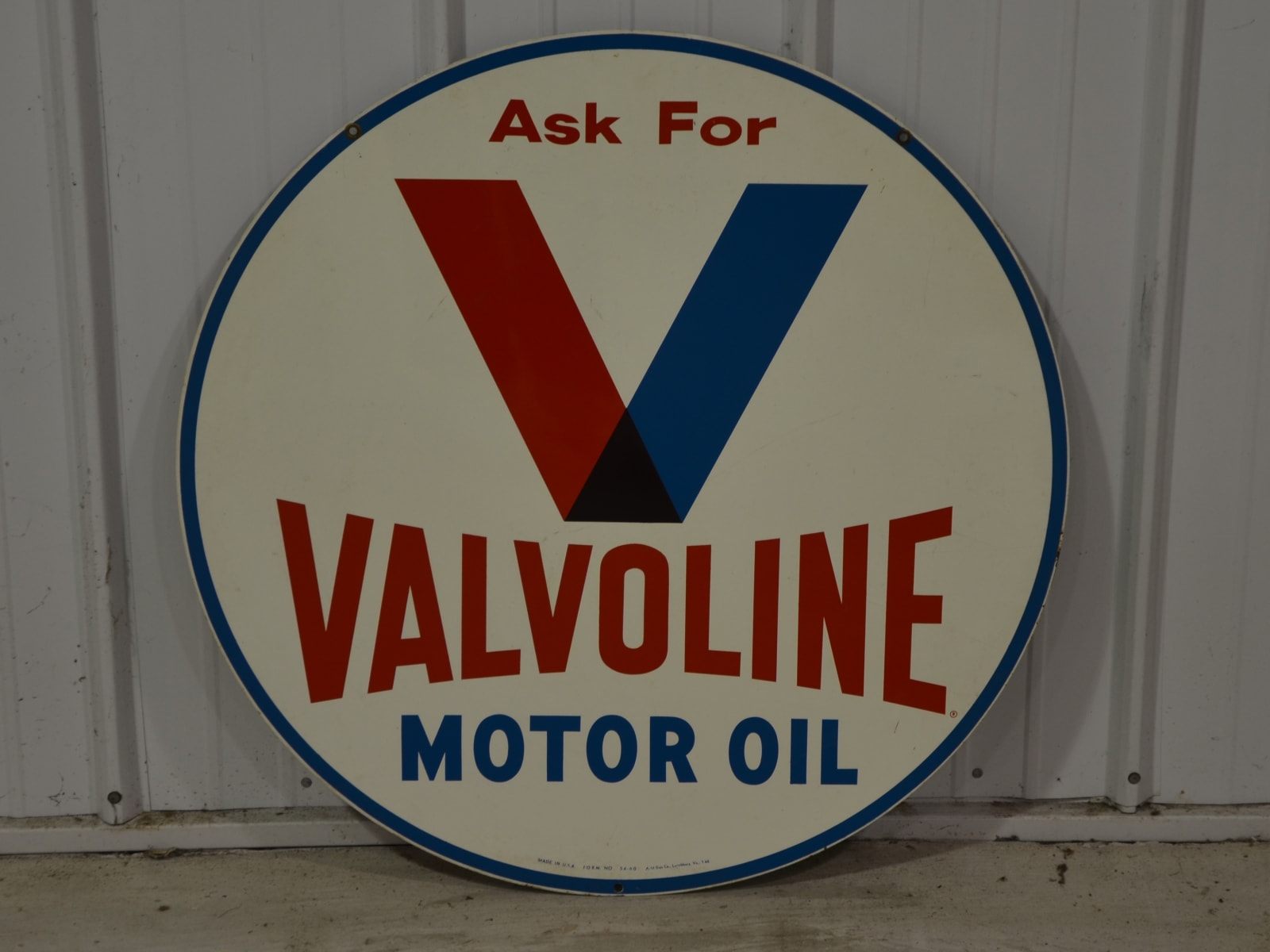 Valvoline Sign DST 30in at Kissimmee 2014 as M183 - Mecum Auctions