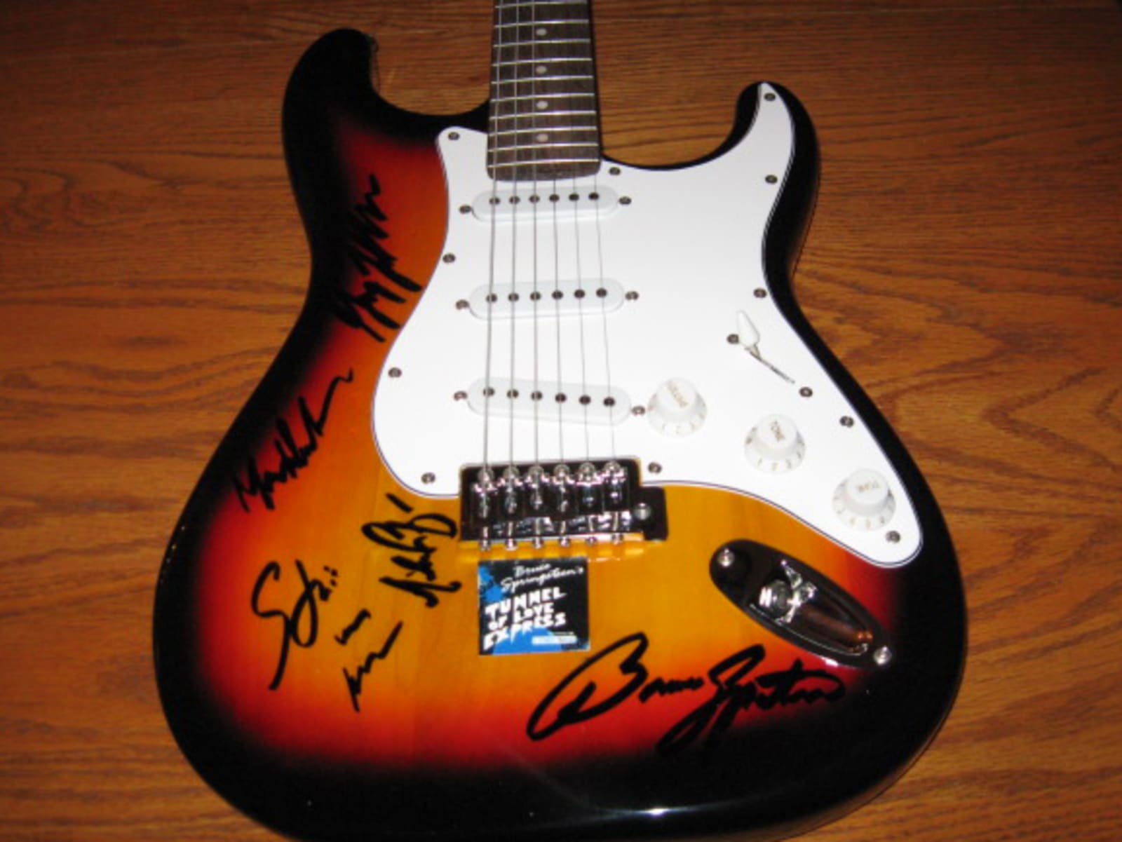 Bruce Springsteen And The E Street Band Autographed Guitar at Kissimmee ...