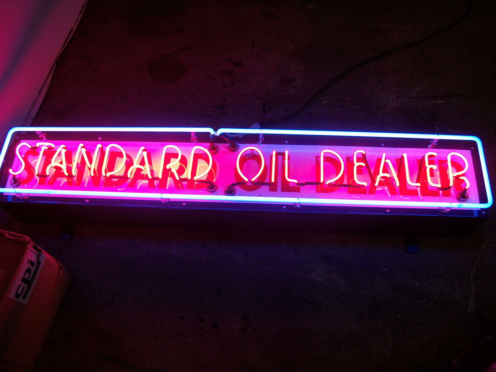 Standard Oil Dealer Neon Sign SSPN 4ftx6in at Kissimmee 2015 as Z750 ...