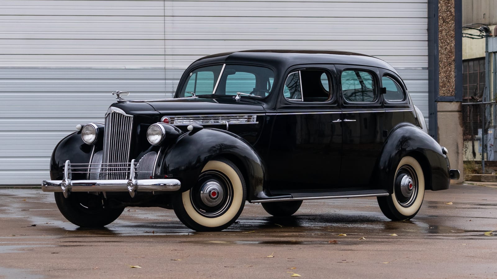 1940 Packard 110 Sedan at Kissimmee 2019 as U64 - Mecum Auctions