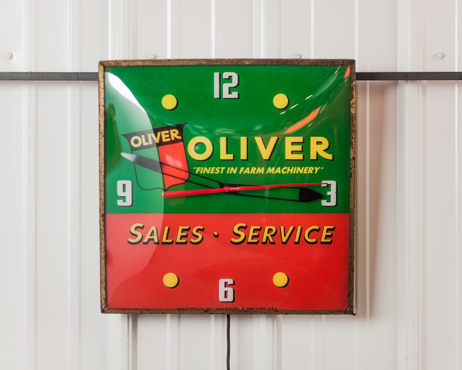 Oliver Clock 15 Inch Square at Gone Farmin' Spring Classic 2017 as M179 ...